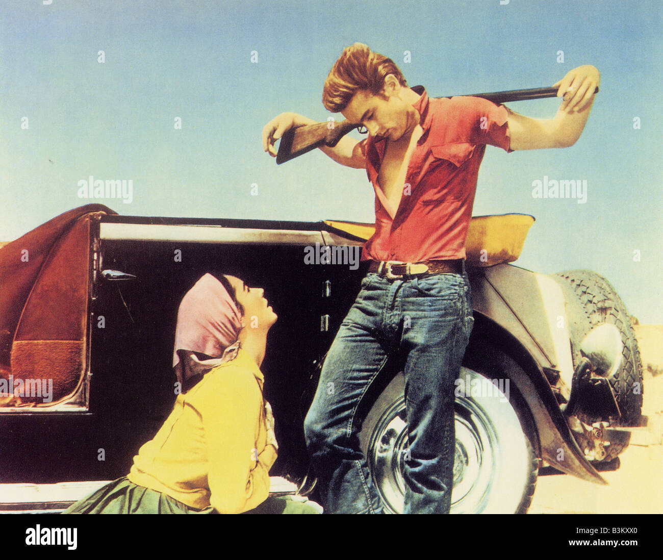 James dean and elizabeth taylor -Fotos und -Bildmaterial in hoher ...