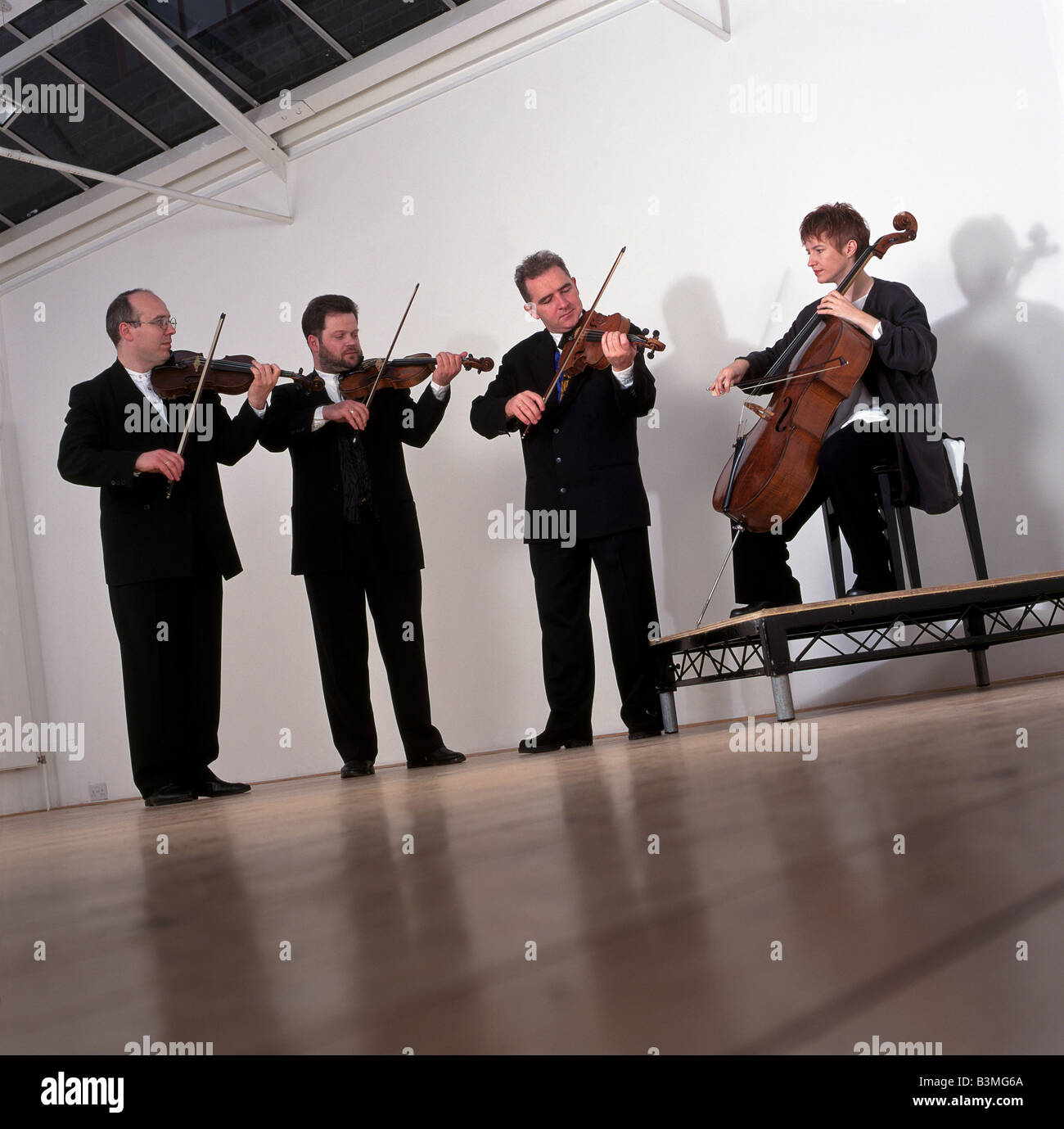 1994 musik -Fotos und -Bildmaterial in hoher Auflösung – Alamy