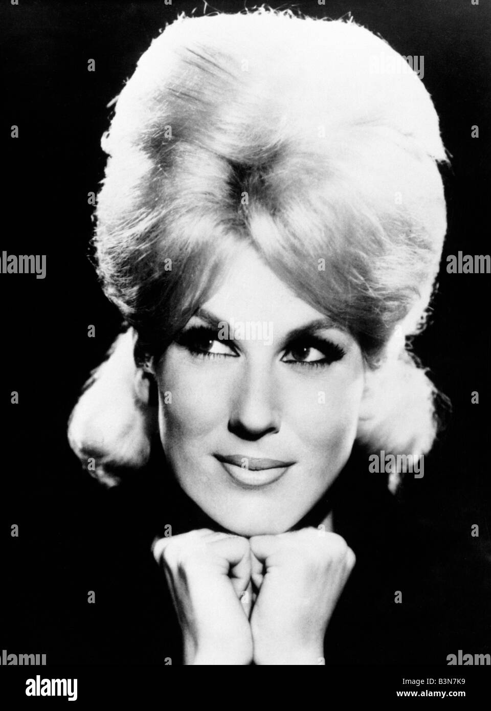 Dusty springfield 60s -Fotos und -Bildmaterial in hoher Auflösung – Alamy