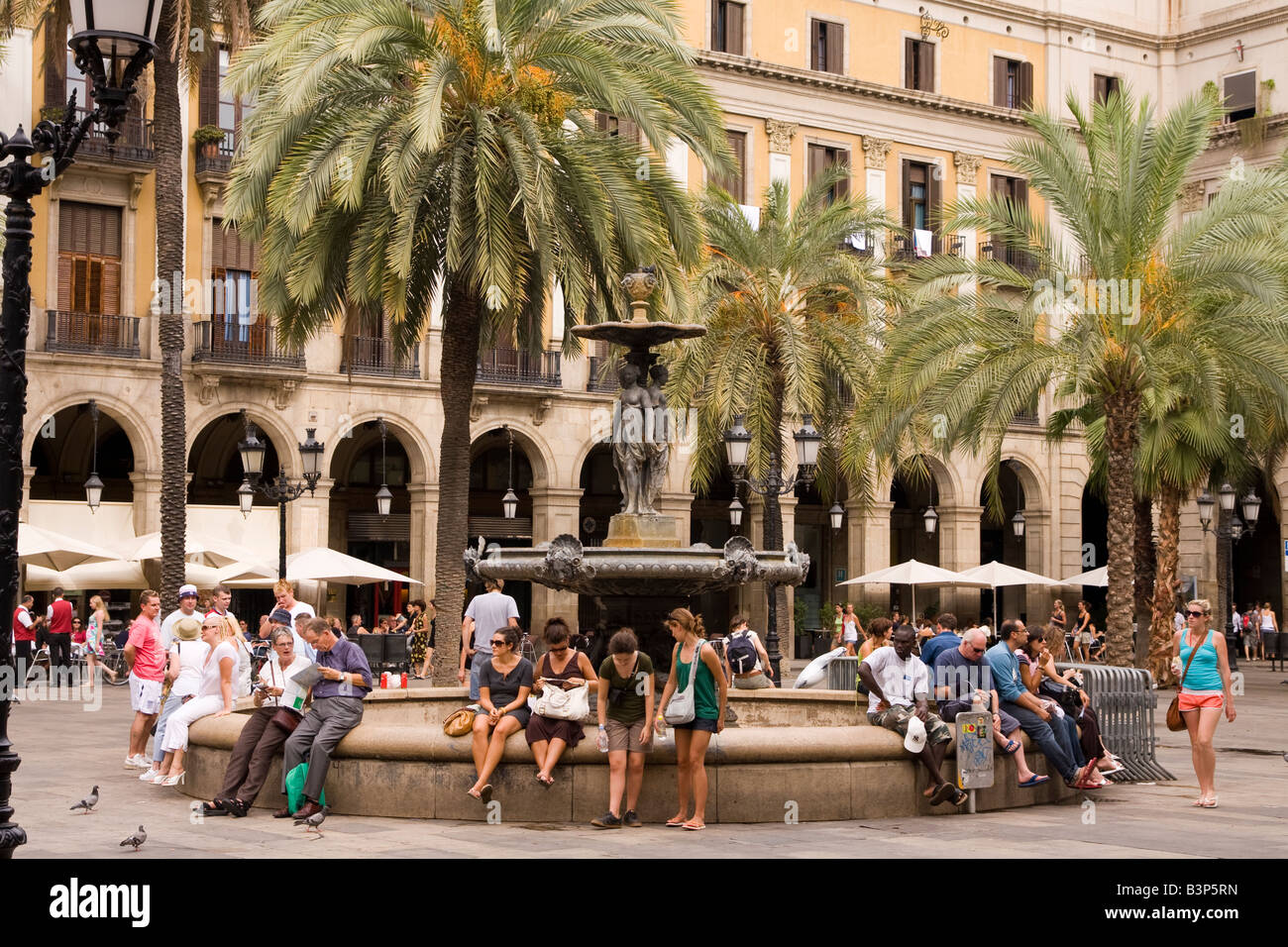 Placa Real in Barcelona Spanien Stockfotografie - Alamy