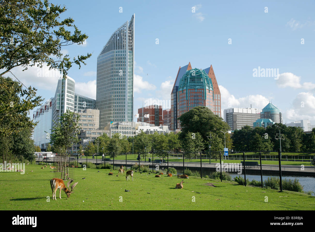 Skyline von haag -Fotos und -Bildmaterial in hoher Auflösung – Alamy