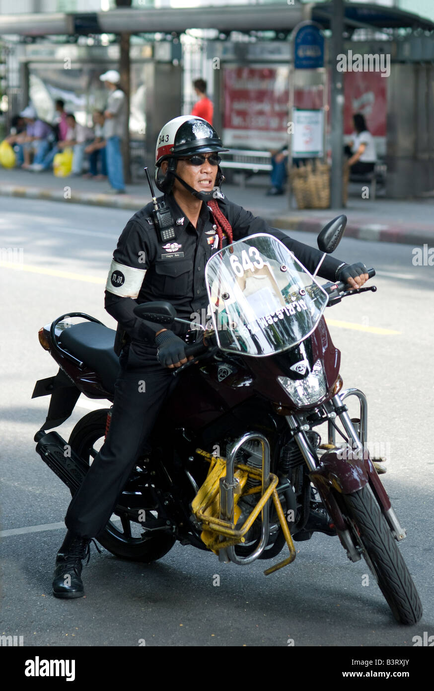 Polizei uniform motorrad -Fotos und -Bildmaterial in hoher Auflösung ...