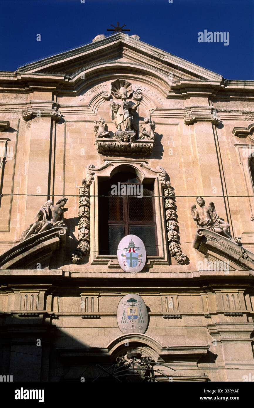 Taranto altstadt -Fotos und -Bildmaterial in hoher Auflösung – Alamy