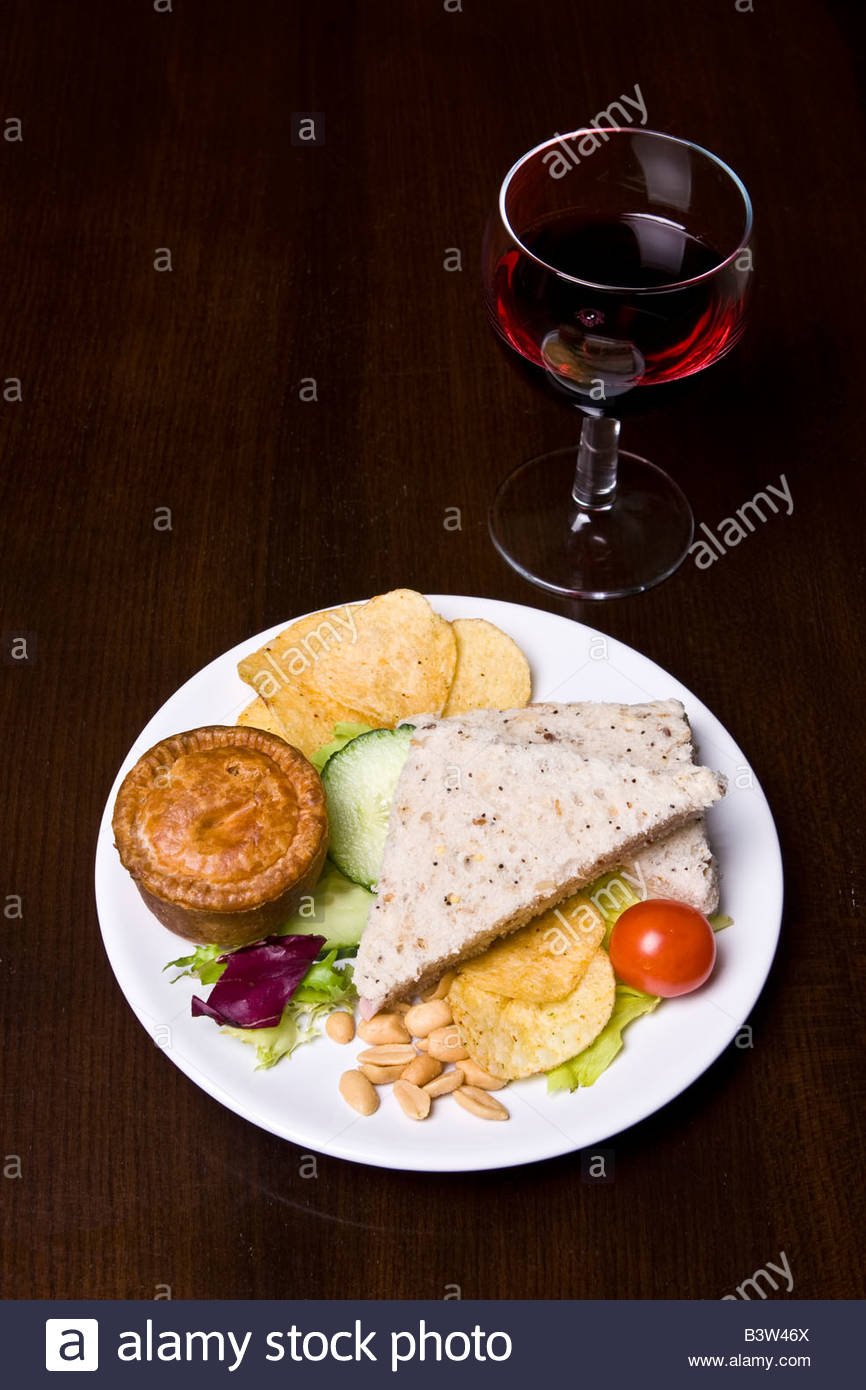 Voller Teller Buffet Essen Stockfotos und -bilder Kaufen - Alamy