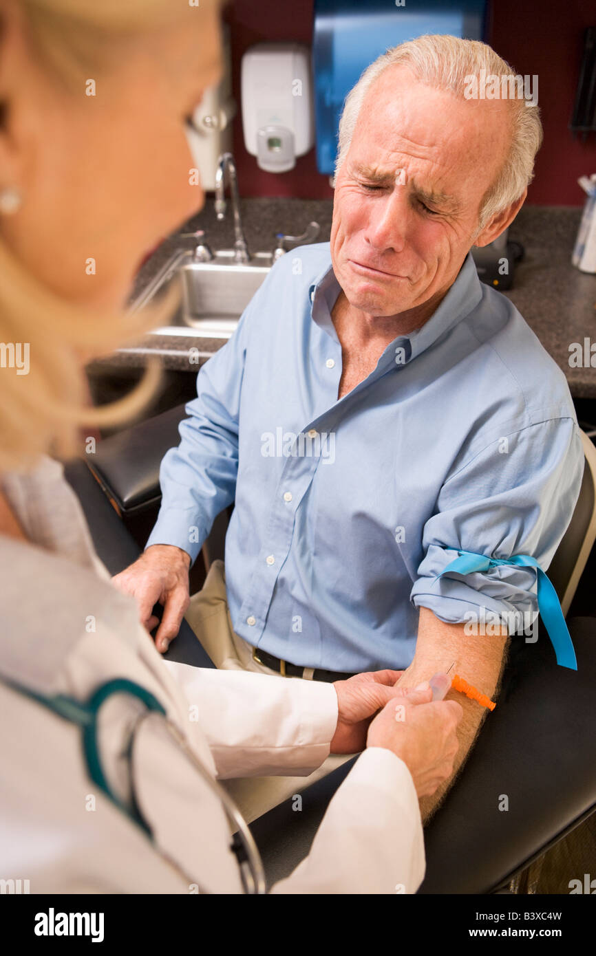 Schmerzhafter test -Fotos und -Bildmaterial in hoher Auflösung – Alamy