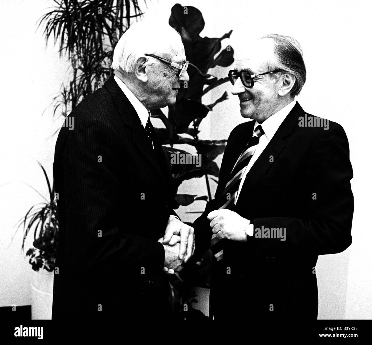 Adolf butenandt -Fotos und -Bildmaterial in hoher Auflösung – Alamy