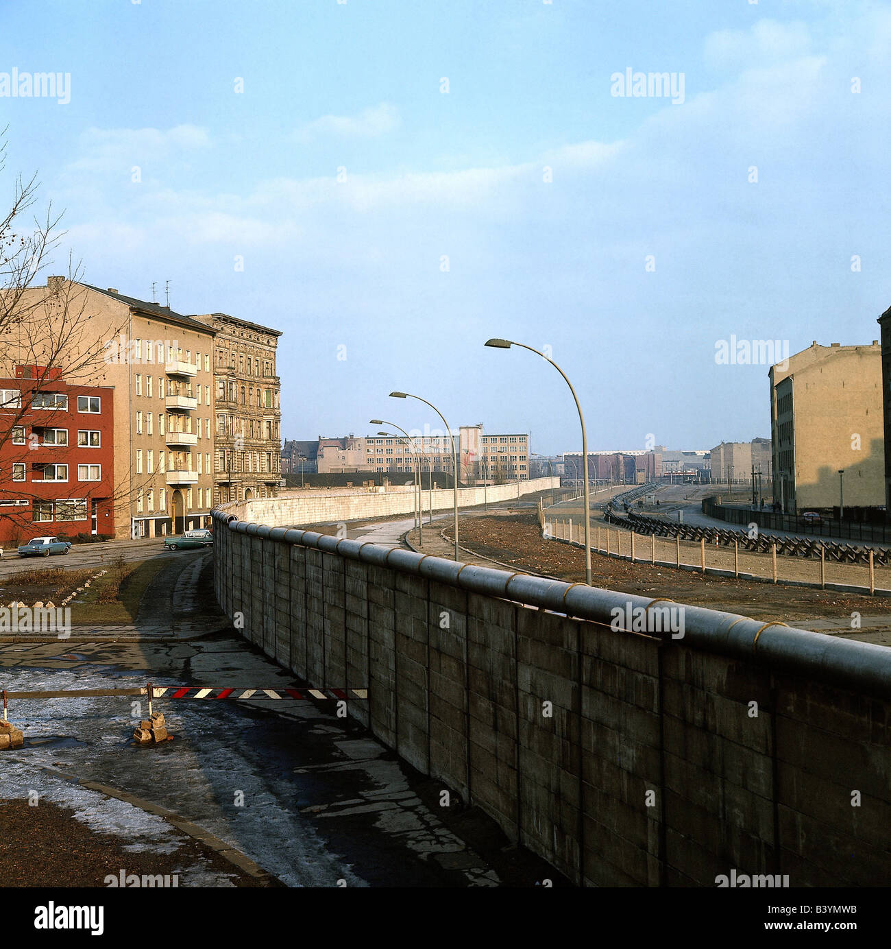 Ddr grenzgebiet -Fotos und -Bildmaterial in hoher Auflösung – Alamy