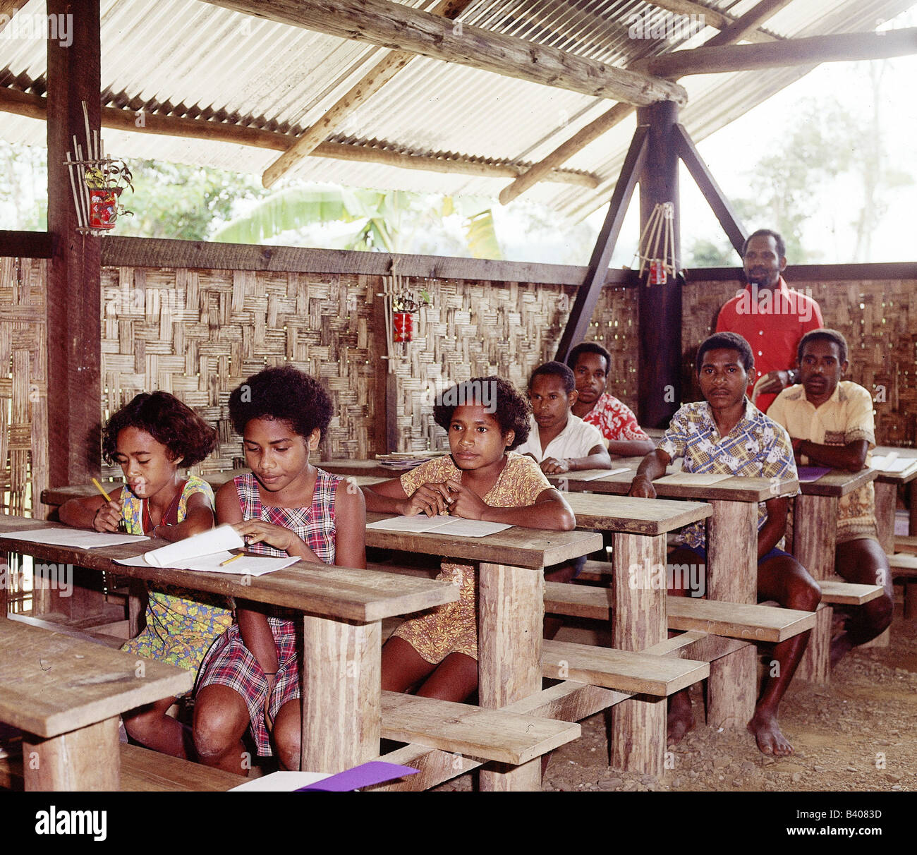 Geografie/Reisen, Indonesien, Menschen, Schule, Dorf Apahapsili, Yalimo ...