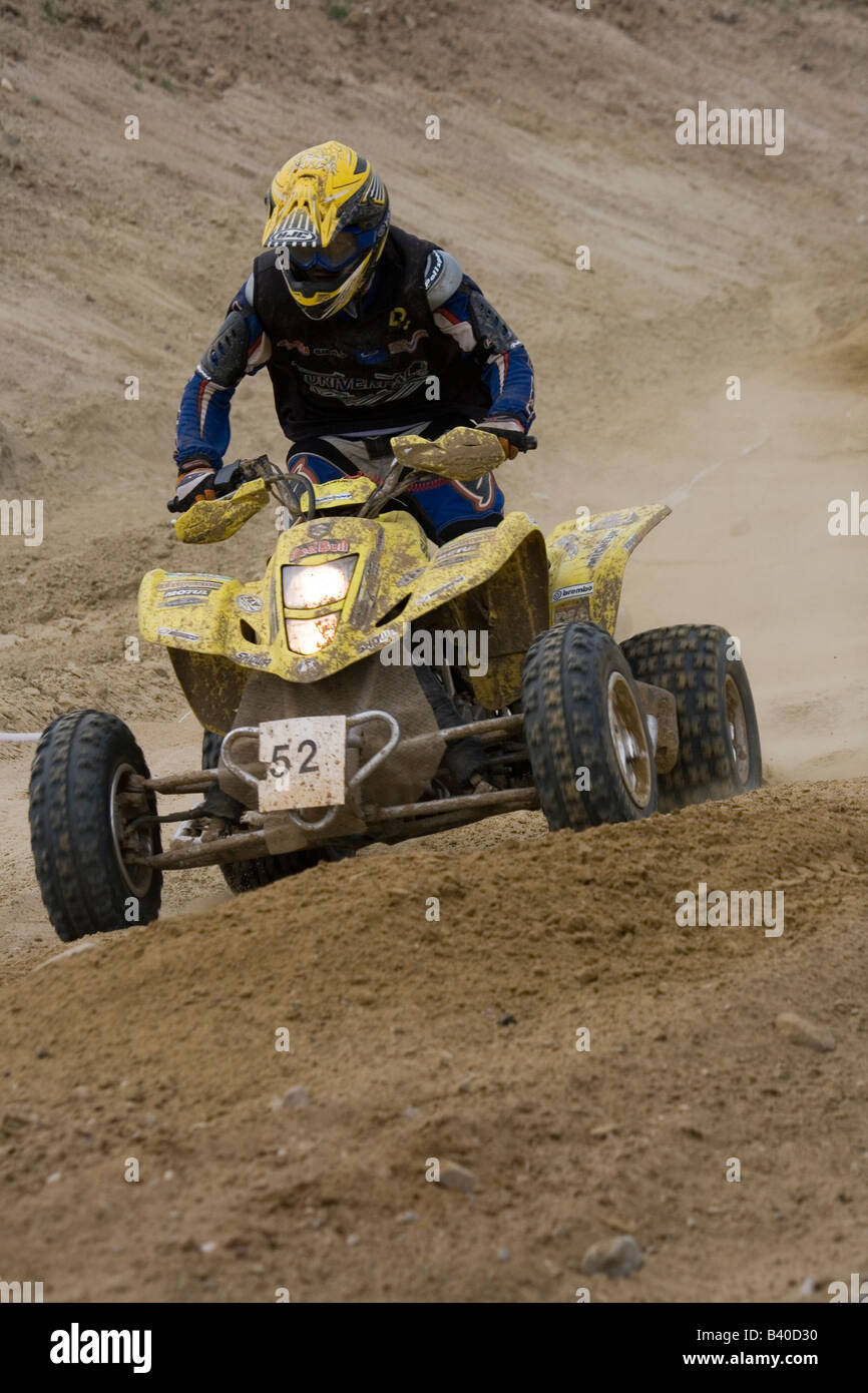 Quad stunt -Fotos und -Bildmaterial in hoher Auflösung – Alamy
