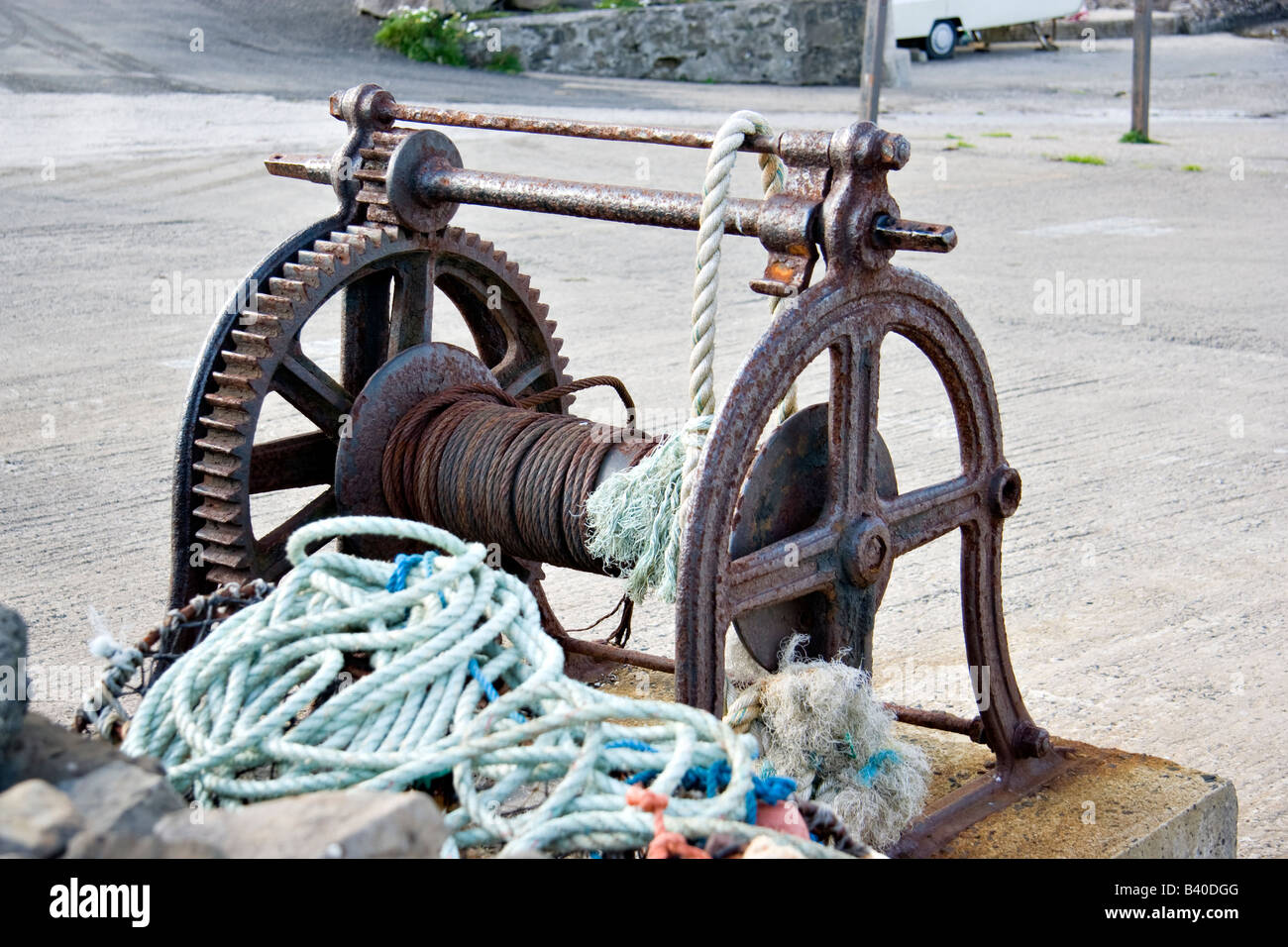 Wire rope winch -Fotos und -Bildmaterial in hoher Auflösung – Alamy