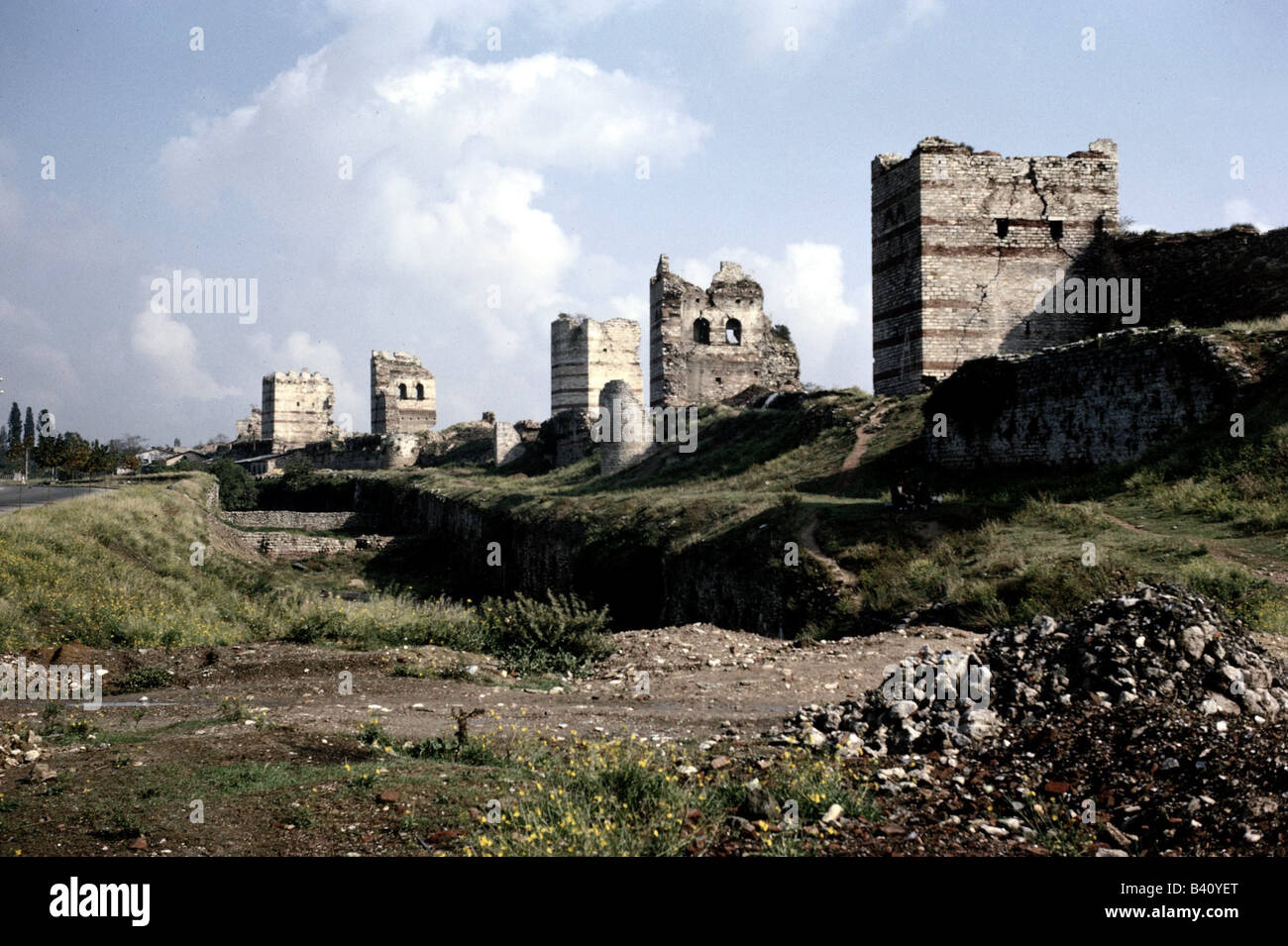 Geographie/Reise, Türkei, Istanbul, alte Stadtmauer, erbaut unter ...