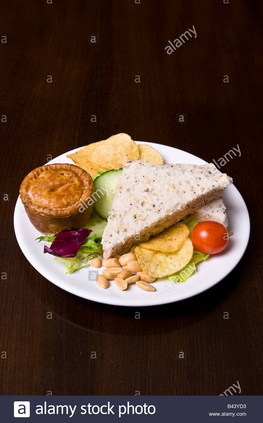 Voller Teller Buffet Essen Stockfotos und -bilder Kaufen - Alamy