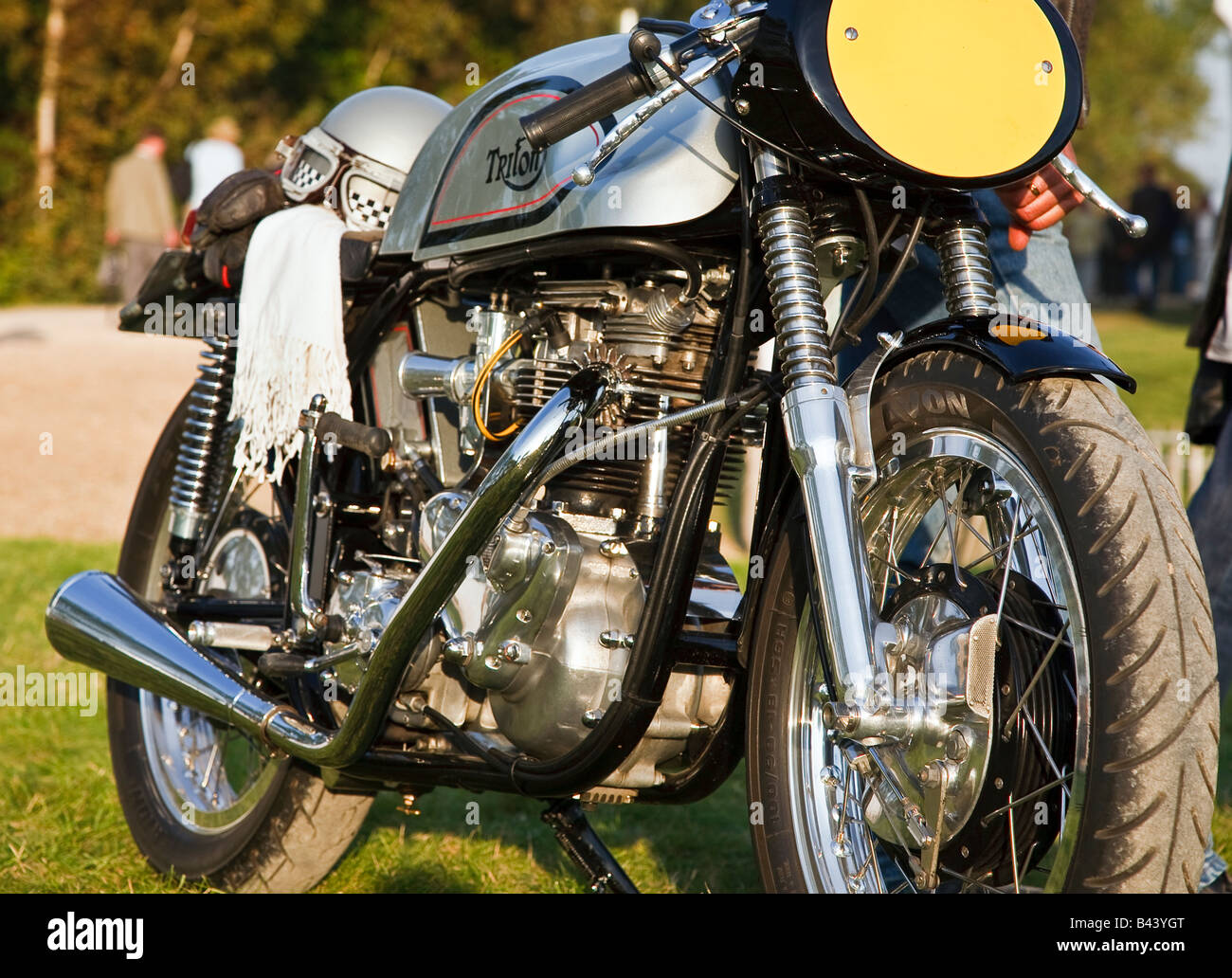 Triton motorrad -Fotos und -Bildmaterial in hoher Auflösung – Alamy