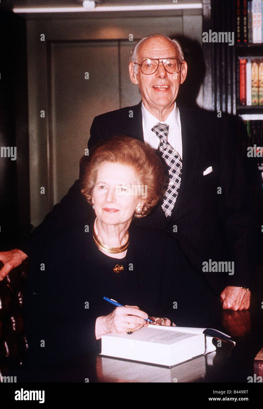 Margaret Thatcher und Ehemann Denis Thatcher Juni 1995 bei der ...