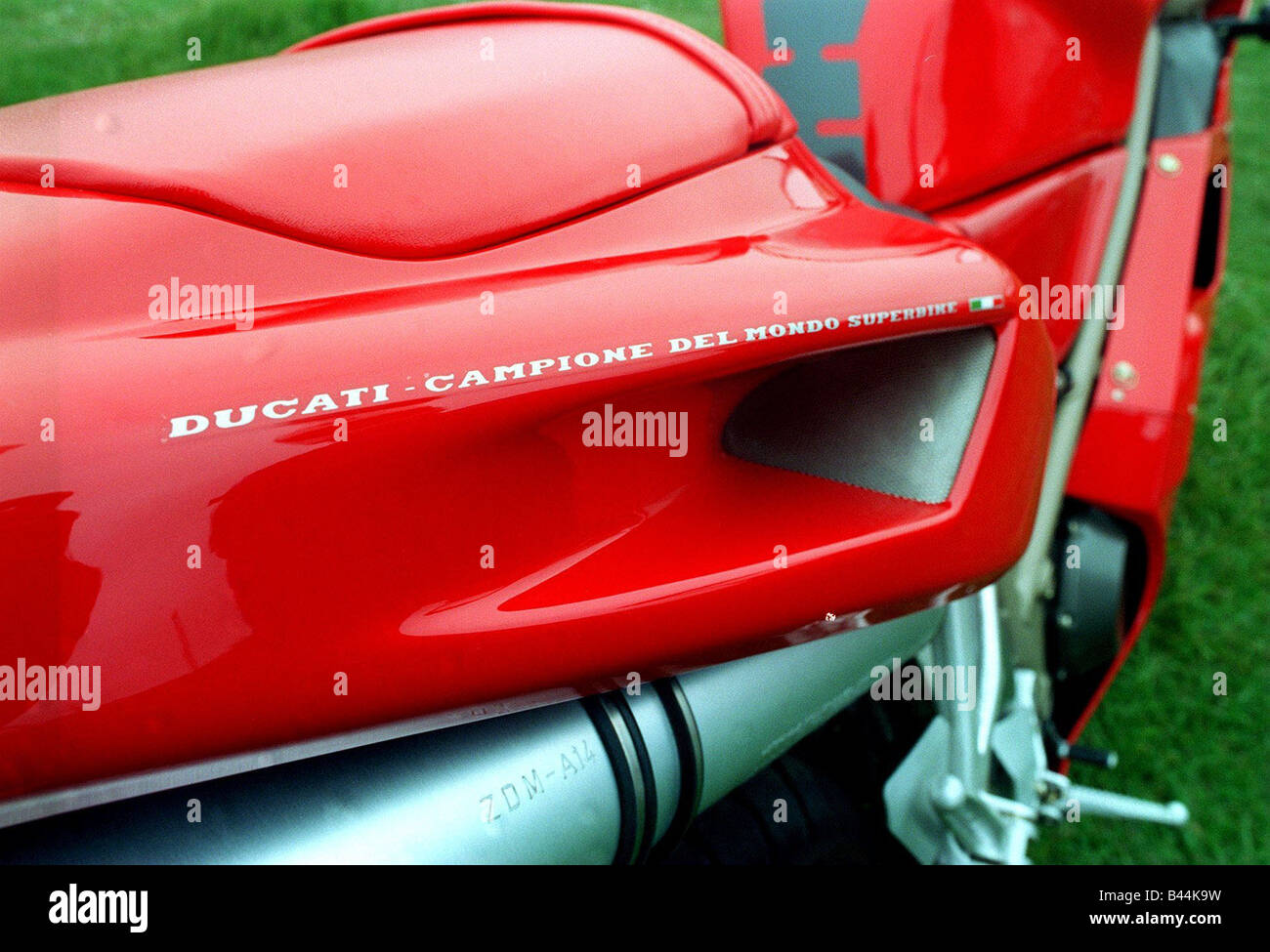 Ducati 748 -Fotos und -Bildmaterial in hoher Auflösung – Alamy