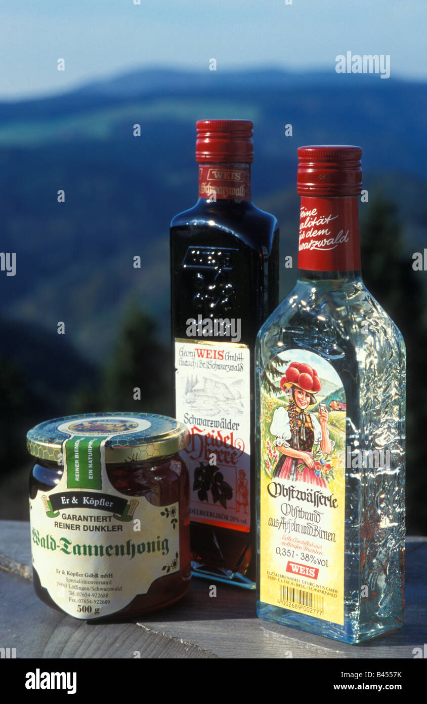 Fruit schnaps -Fotos und -Bildmaterial in hoher Auflösung – Alamy