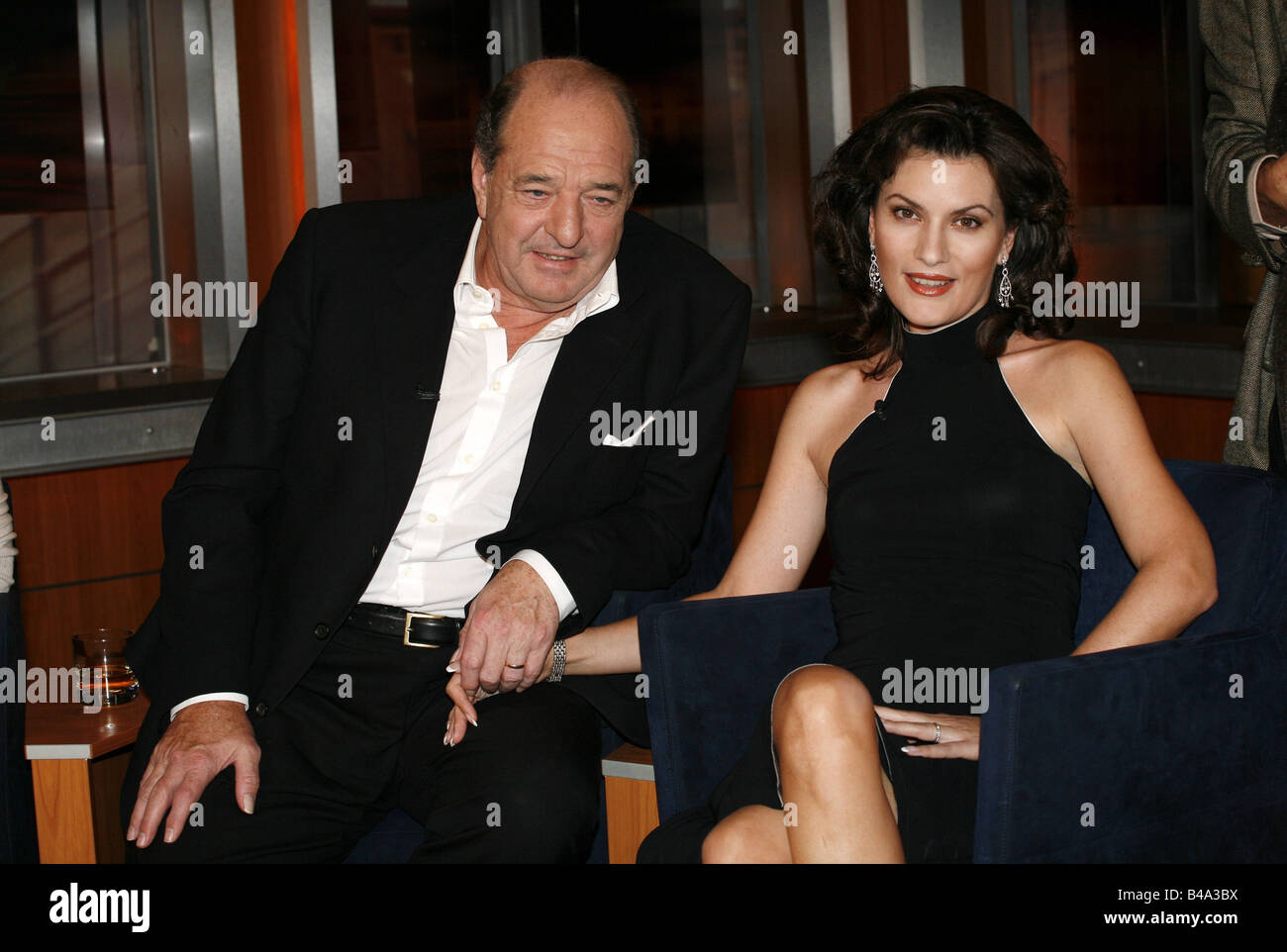 With his wife kriemhild jahn -Fotos und -Bildmaterial in hoher ...