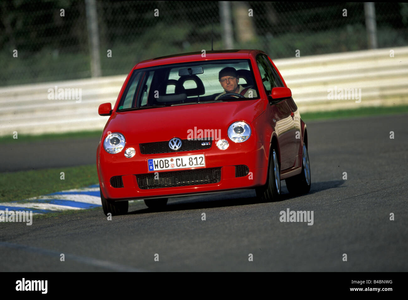 Auto, VW Volkswagen Lupo GTI, Baujahr 1998-2003, rot, Limousine, FGHDS, Miniapprox.s, Tuning ...