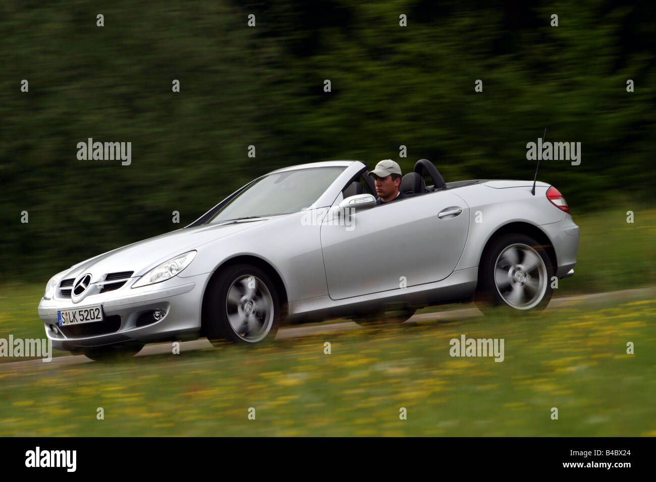 Mercedes slk 2000 -Fotos und -Bildmaterial in hoher Auflösung – Alamy