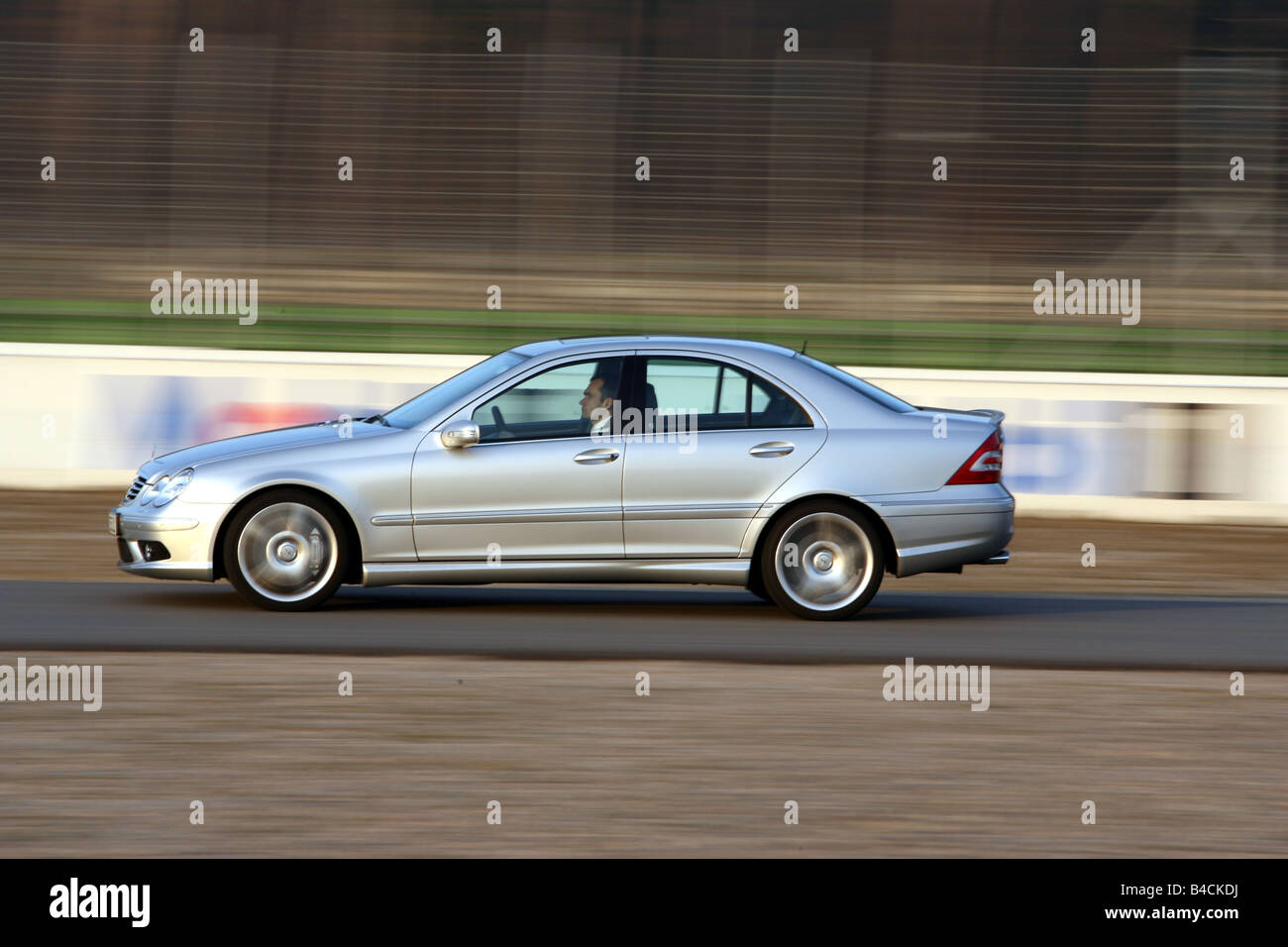 Mercedes c55 amg -Fotos und -Bildmaterial in hoher Auflösung – Alamy