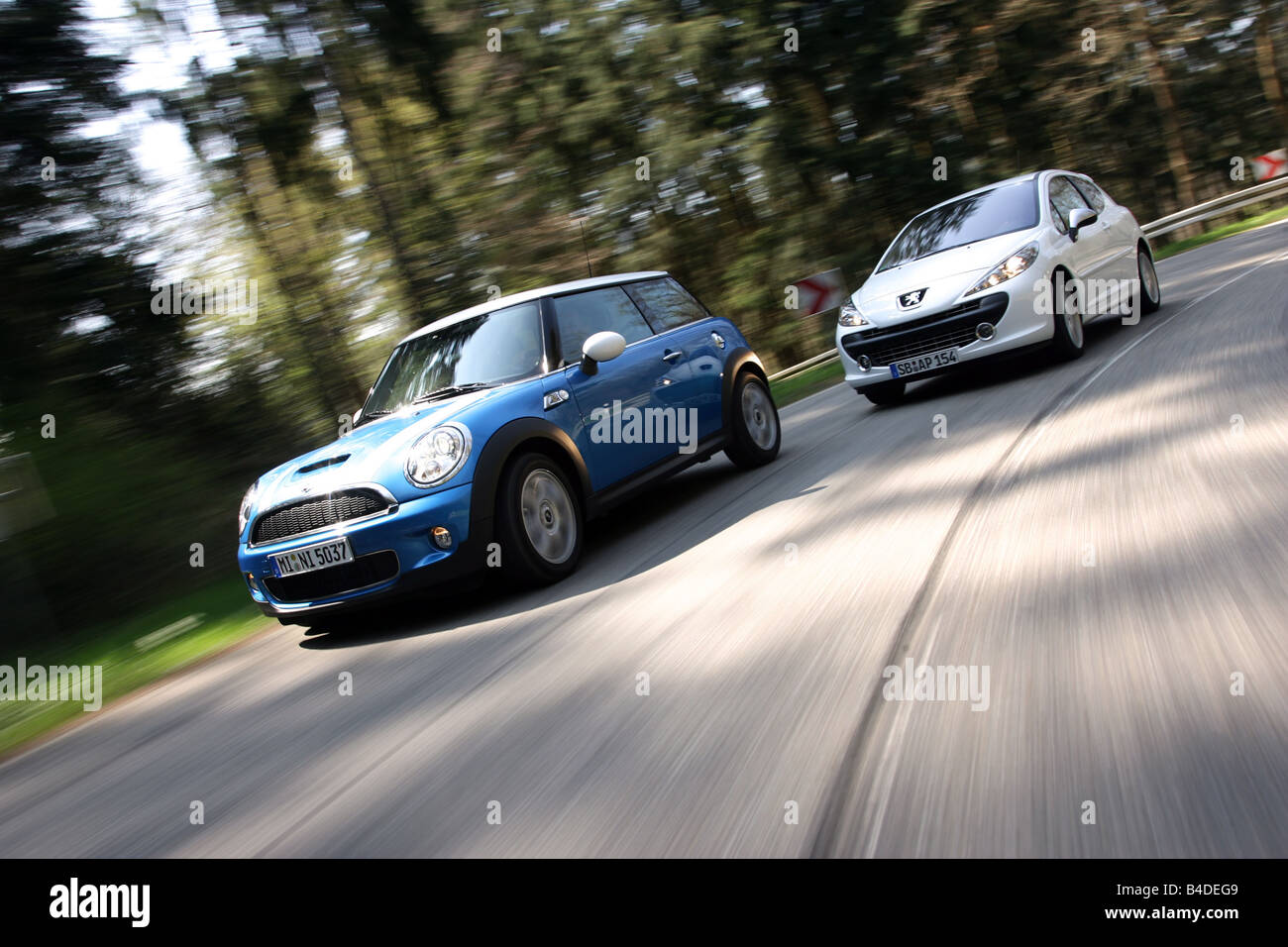 Peugeot 207 rc cup 175 thp verfolgt mini cooper s -Fotos und ...