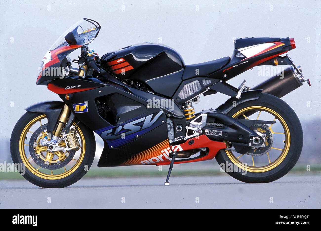 Motor Cycle, Aprilia RSV Mille R, Sport Motorrad, Sportler, schwarz-rot ...