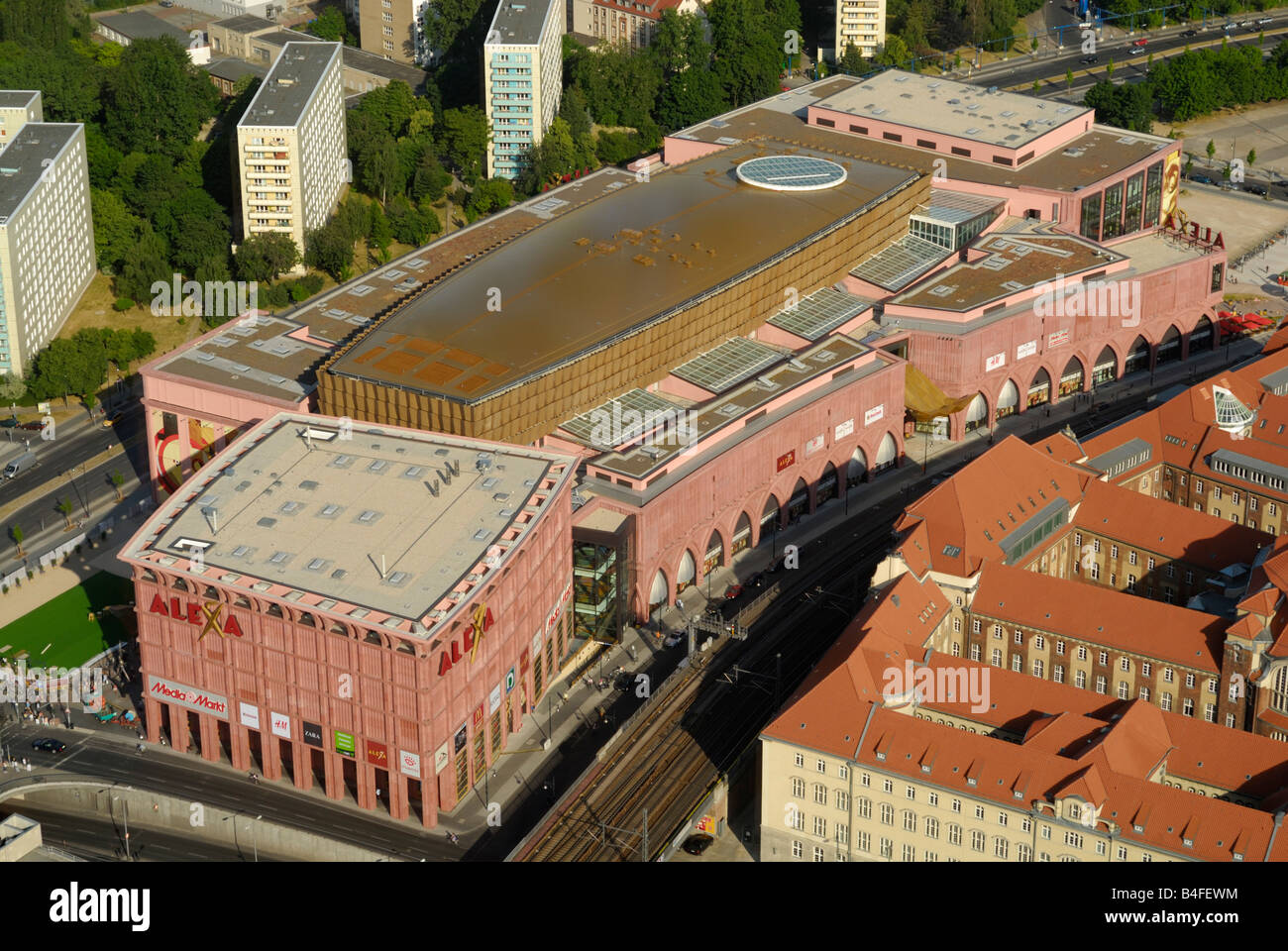 Alexa shopping center -Fotos und -Bildmaterial in hoher Auflösung – Alamy