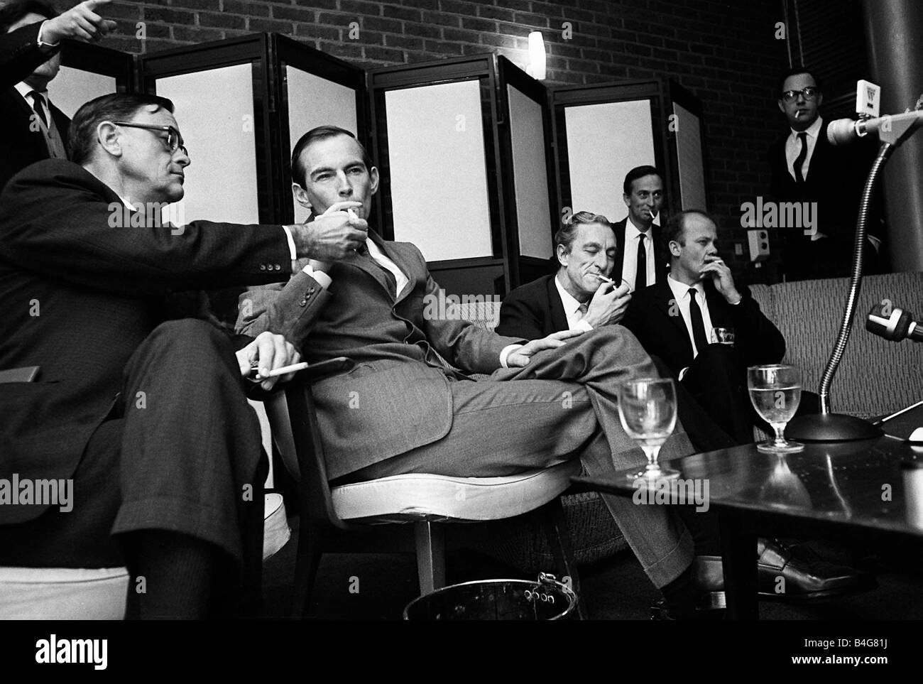 Christiaan barnard barnard surgeon -Fotos und -Bildmaterial in hoher ...