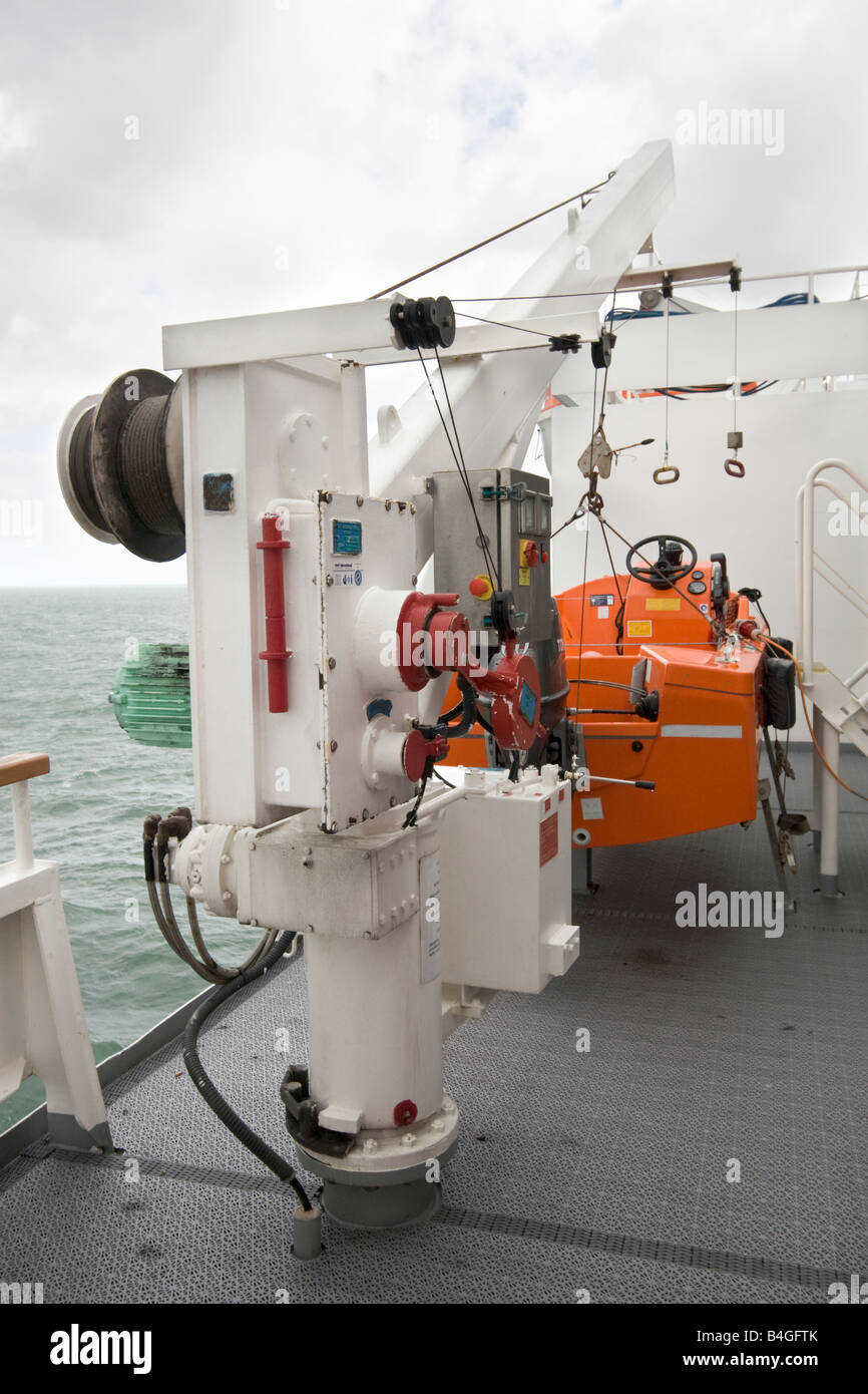Rescue boat -Fotos und -Bildmaterial in hoher Auflösung – Alamy