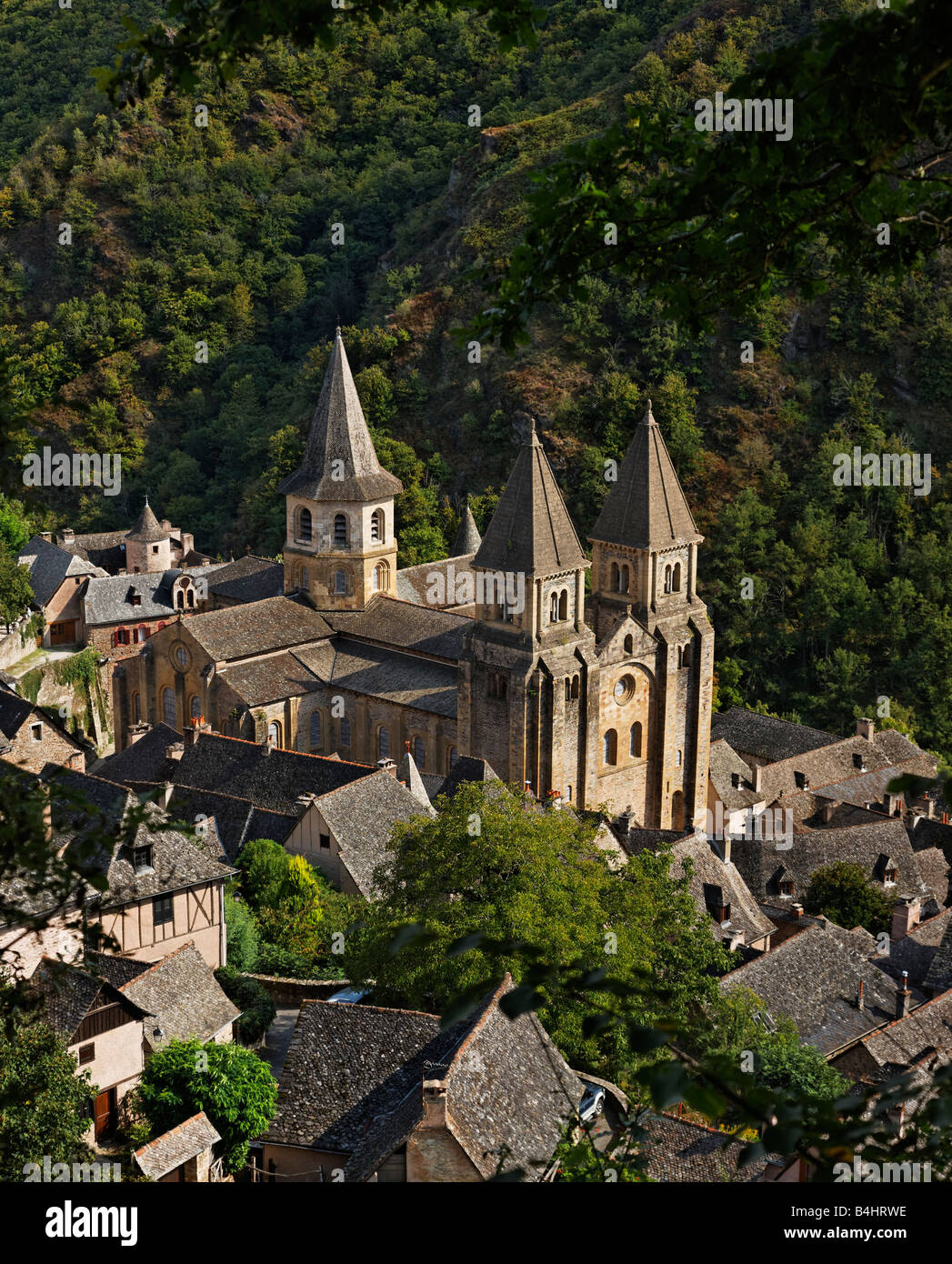 Abbey church sainte foy conques aveyron -Fotos und -Bildmaterial in ...