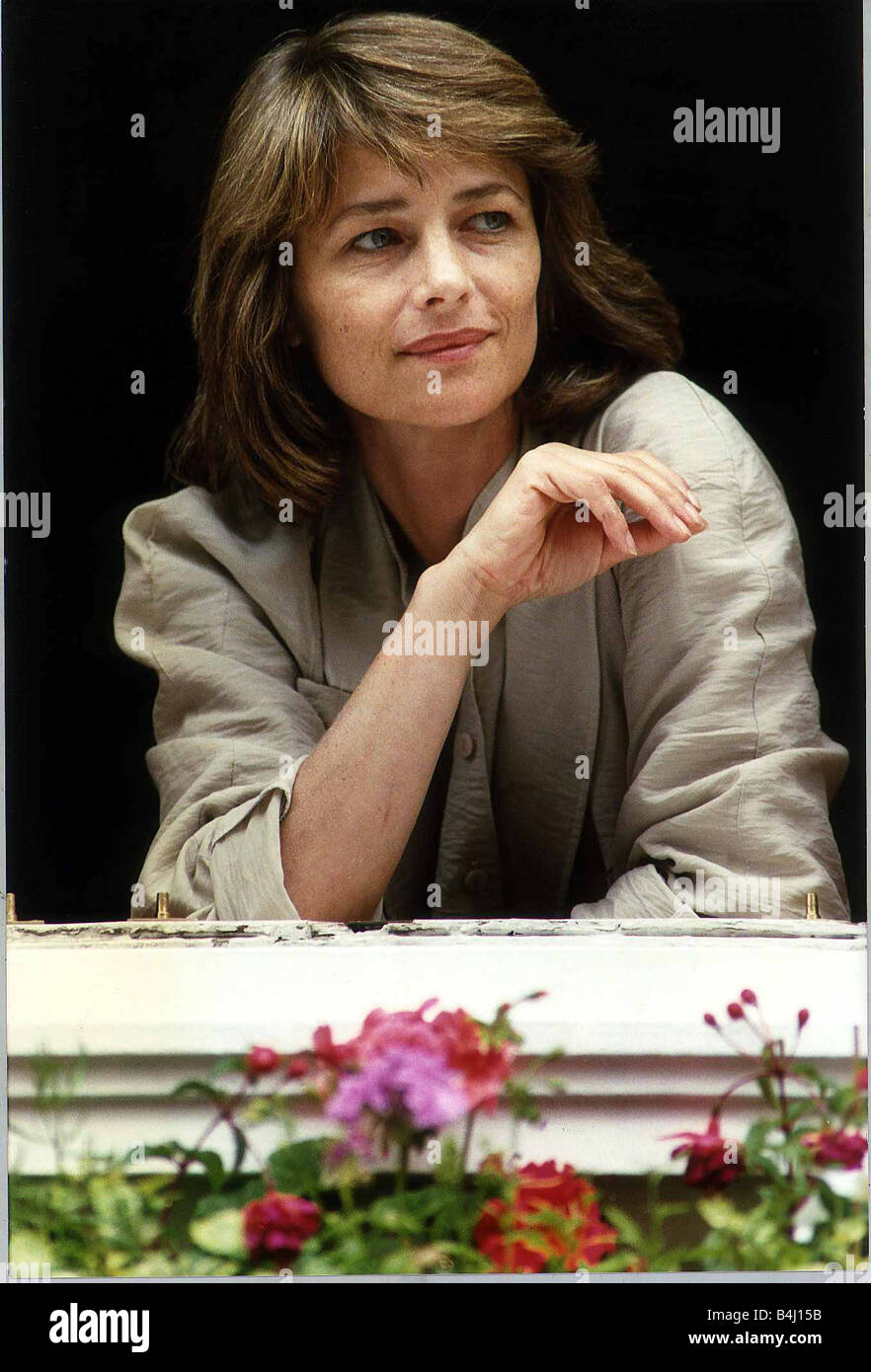 Charlotte Rampling Schauspielerin Blick aus Fenster Juni 1989 ...