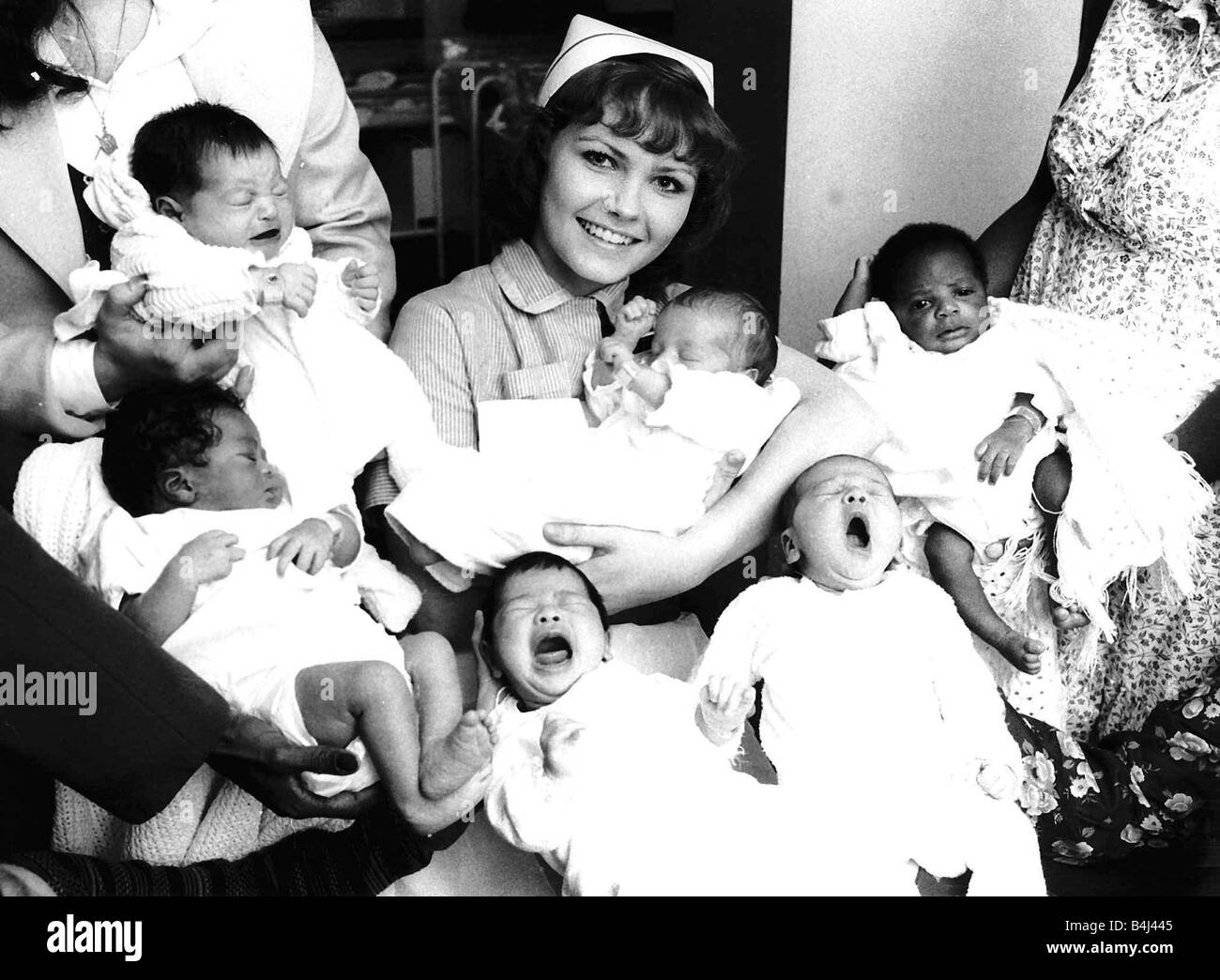 Schauspielerin fiona fullerton -Fotos und -Bildmaterial in hoher ...