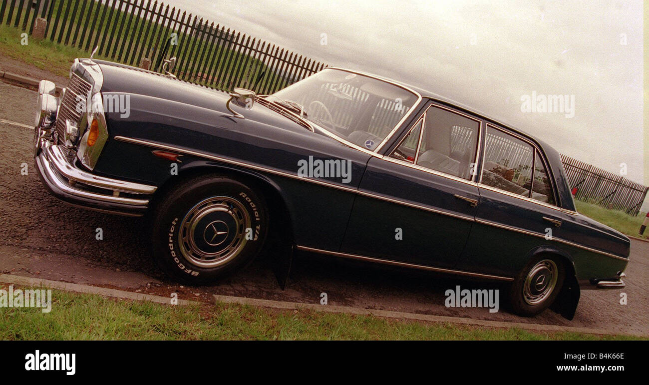 Mercedes 300 SEL Auto gehört zur Mario Capaldi Mai 1999 Stockfotografie ...