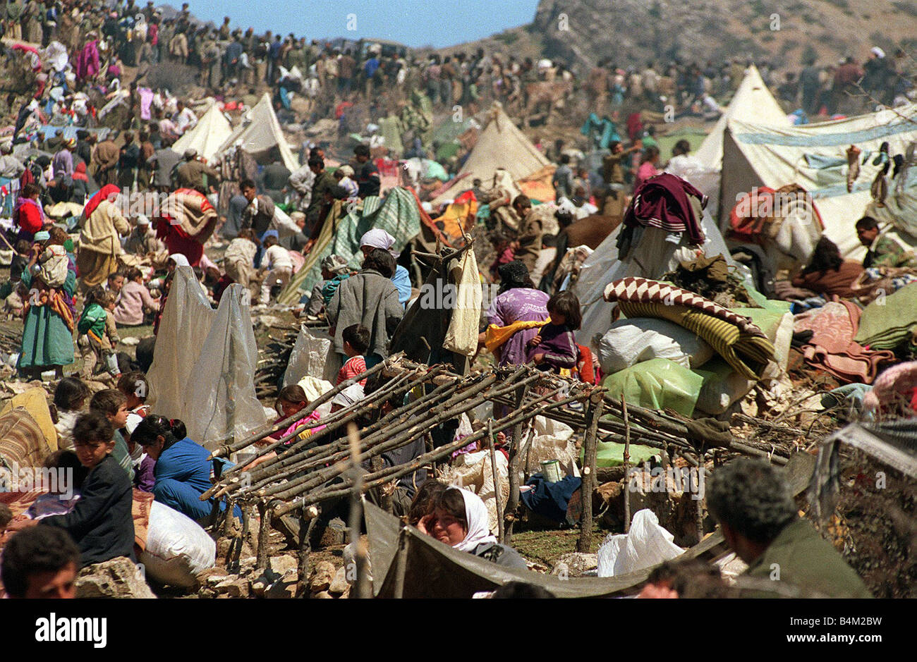 Kurdish refugees 1991 -Fotos und -Bildmaterial in hoher Auflösung – Alamy