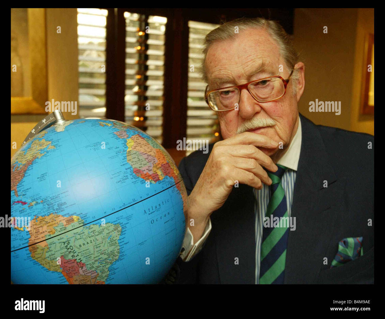 Alan whicker -Fotos und -Bildmaterial in hoher Auflösung – Alamy