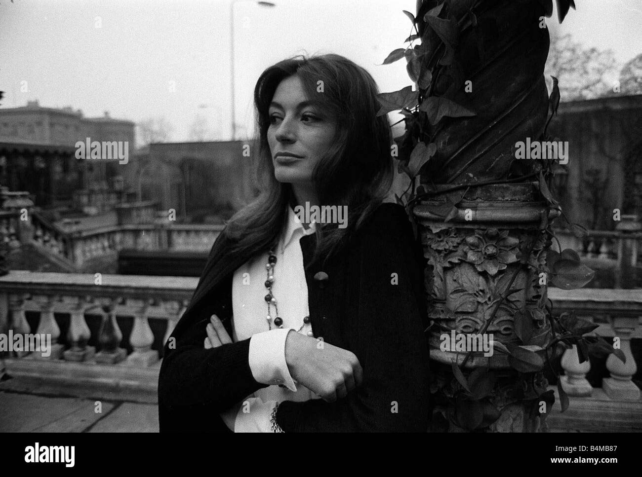 Anouk Aimee Actress Stockfotos und -bilder Kaufen - Alamy