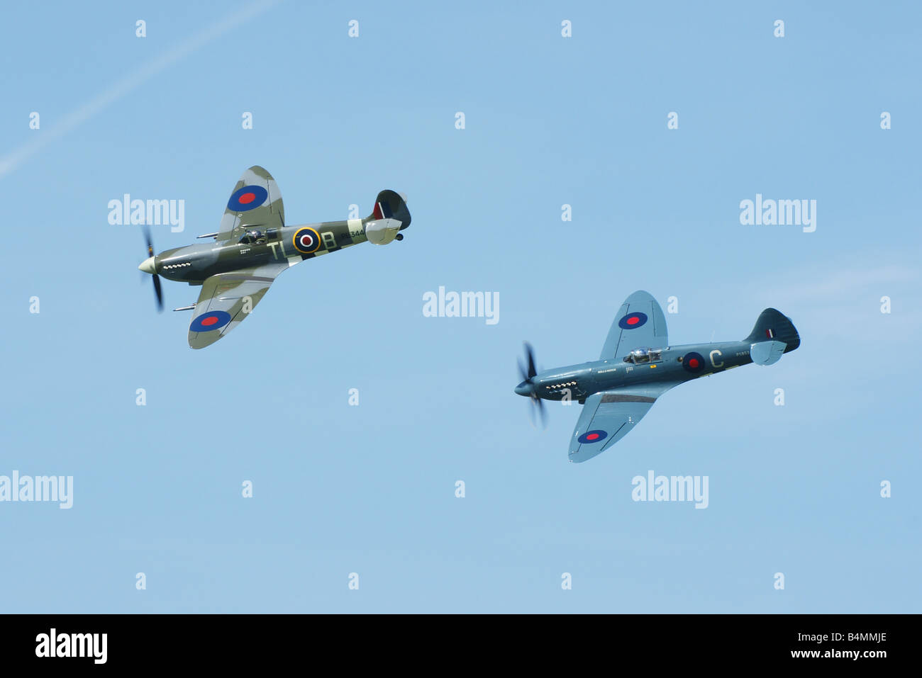 Supermarine spitfire mkix -Fotos und -Bildmaterial in hoher Auflösung ...