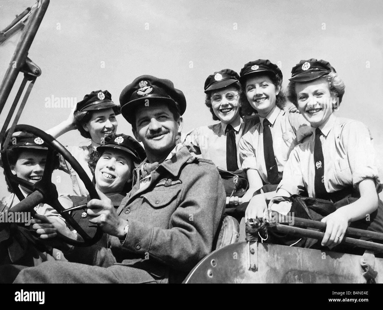 1944 spitfire -Fotos und -Bildmaterial in hoher Auflösung – Alamy