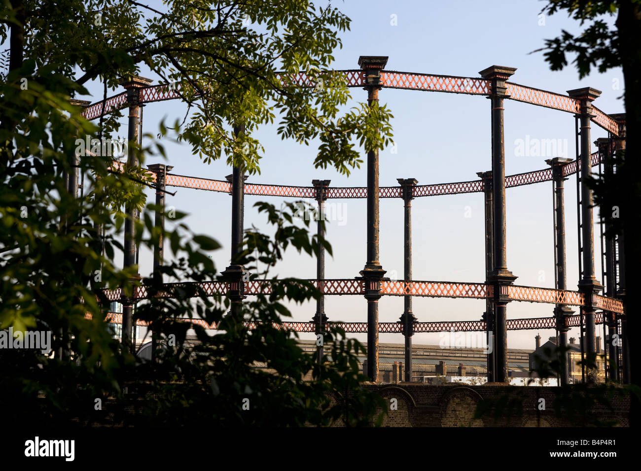 Gasometer london -Fotos und -Bildmaterial in hoher Auflösung – Alamy