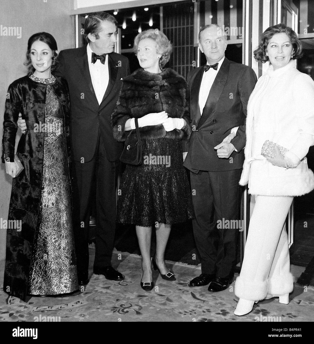 Ava gardner -Fotos und -Bildmaterial in hoher Auflösung - Seite 3 - Alamy