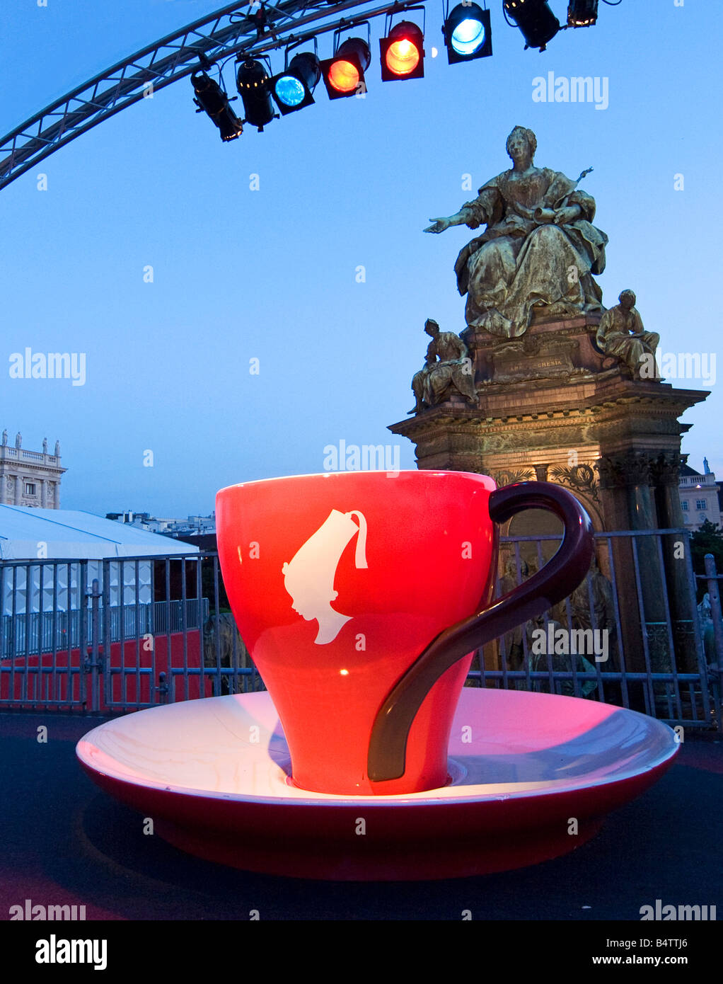 Meinl kaffee -Fotos und -Bildmaterial in hoher Auflösung – Alamy
