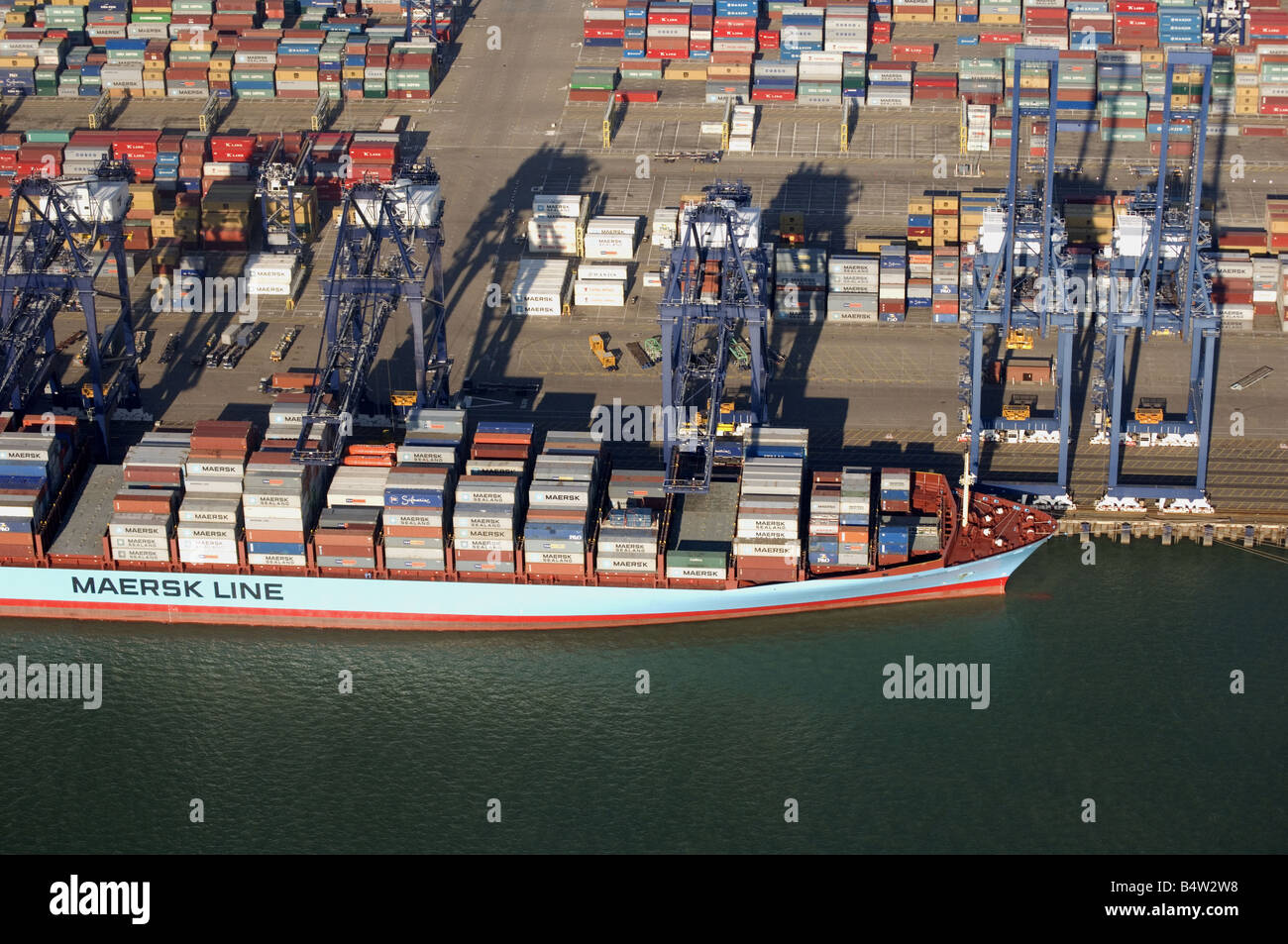 Maren Maersk Maersk Linie an Felixstowe Port UK. Luftbild ...