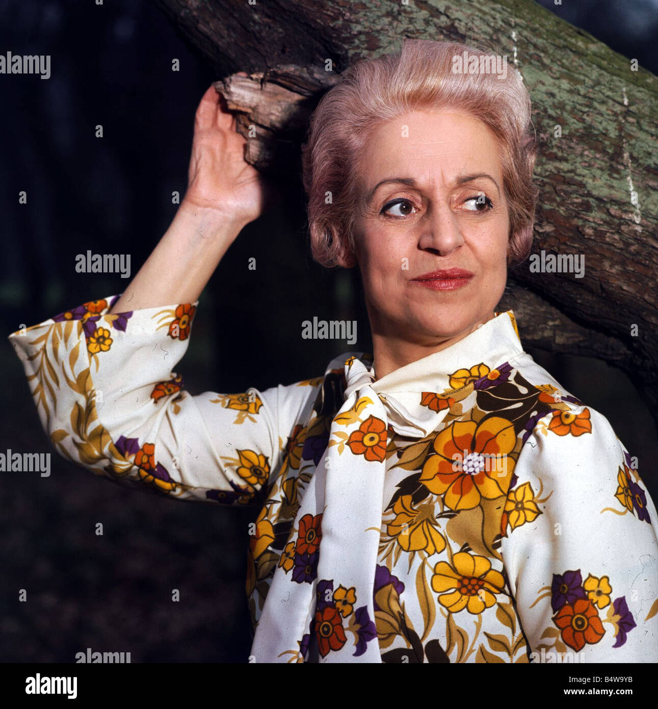 Carmen Silvera Actress 1974 täglicher Spiegel Tony Smith ...