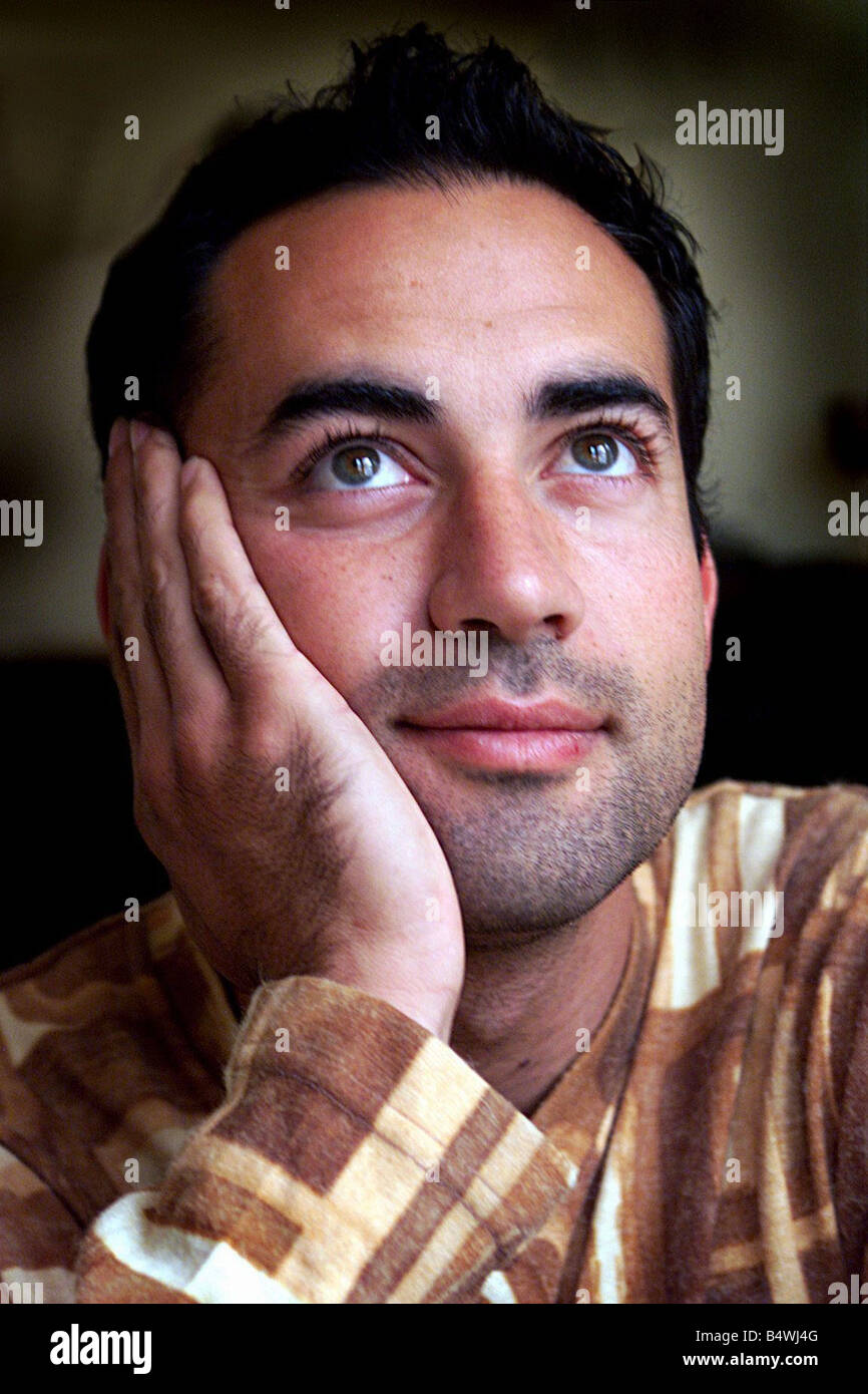 Adam Hollioake Juli 2002 Cricket Spieler Portrait abgebildet im ...