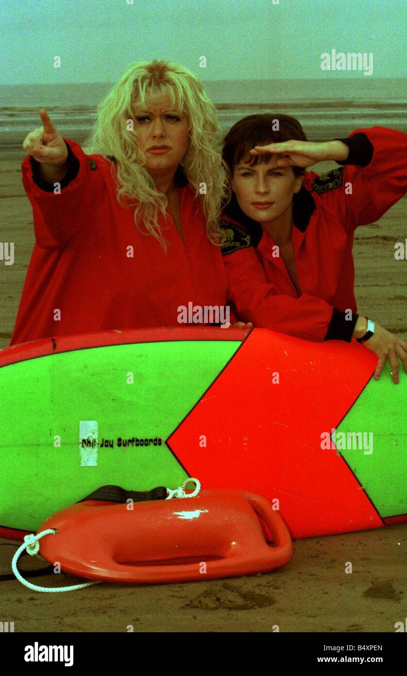 Dawn French und Jennifer Saunders auf Baywatch eingestellt in Somerset ...