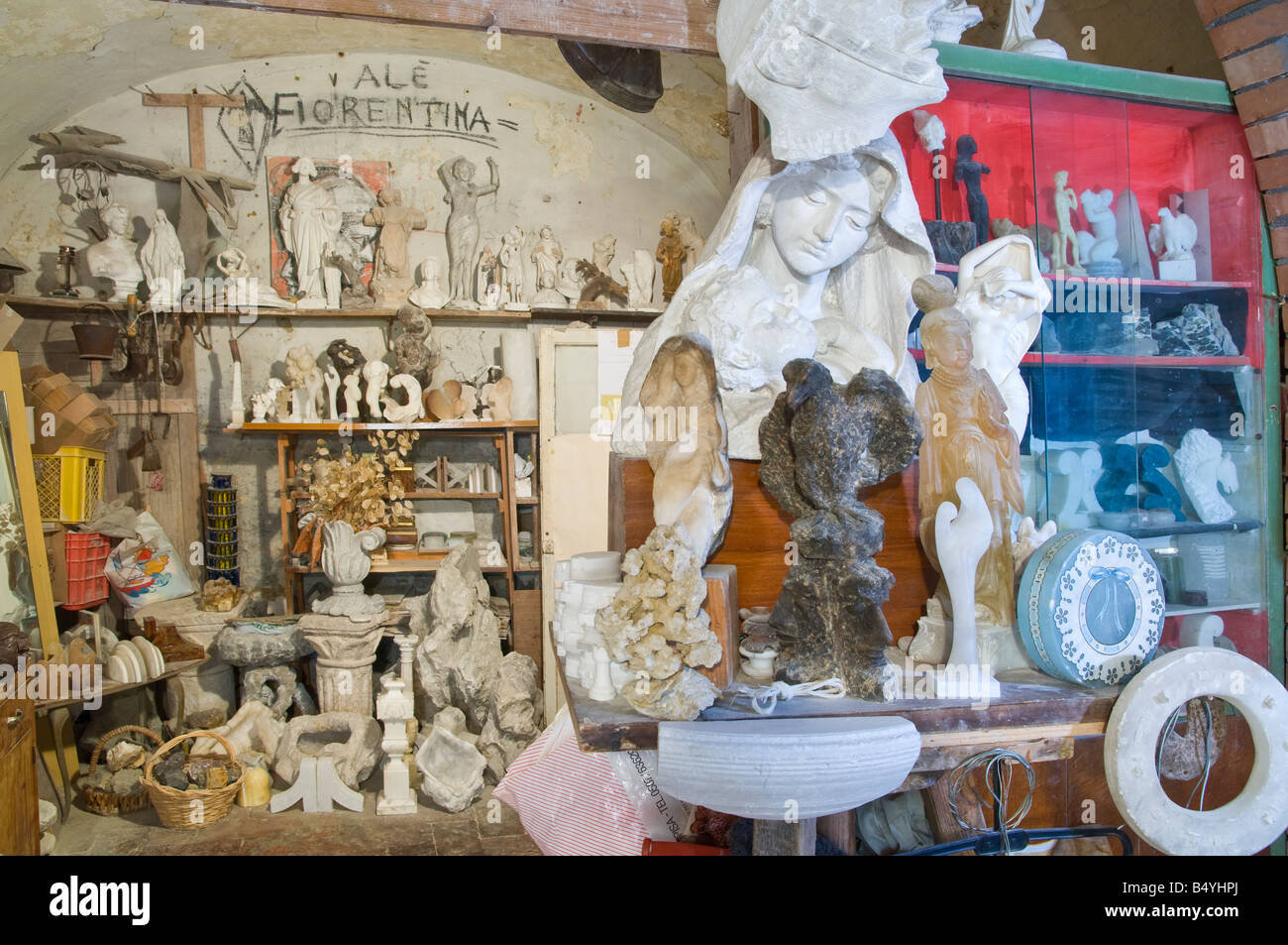 Volterra Alabaster Stockfotos und -bilder Kaufen - Alamy