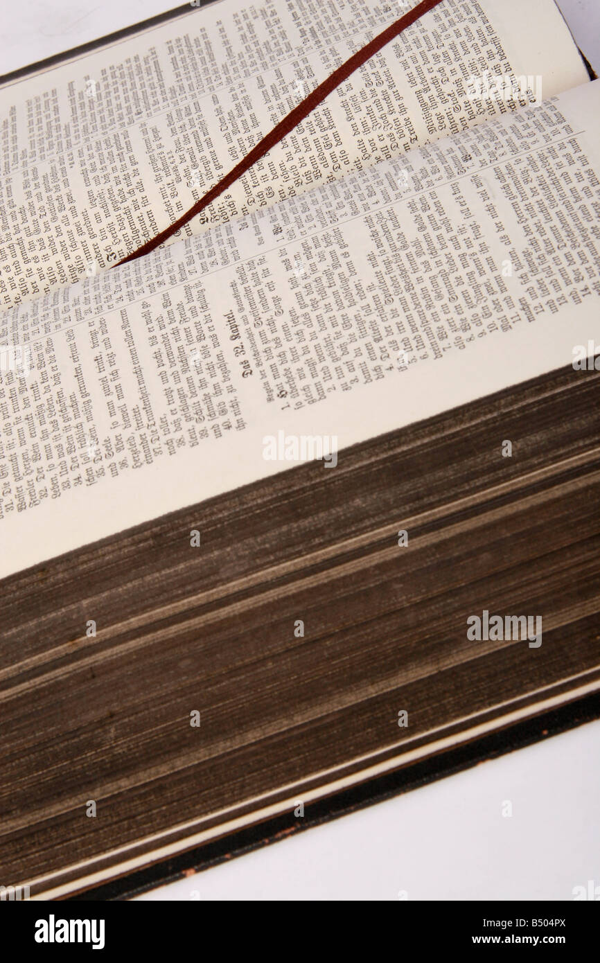 Deutsche bibel -Fotos und -Bildmaterial in hoher Auflösung – Alamy