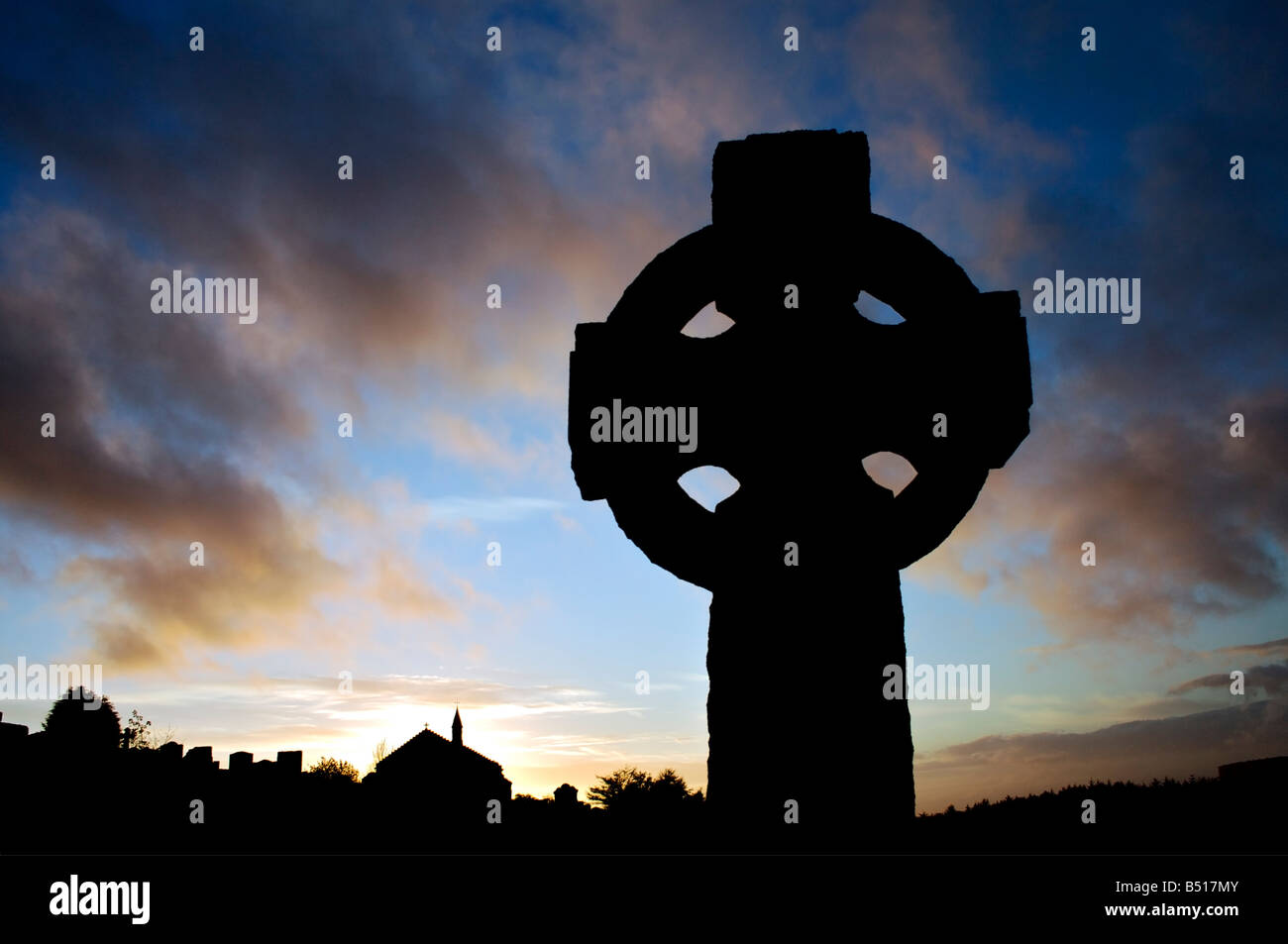Keltisches sonnenkreuz -Fotos und -Bildmaterial in hoher Auflösung – Alamy