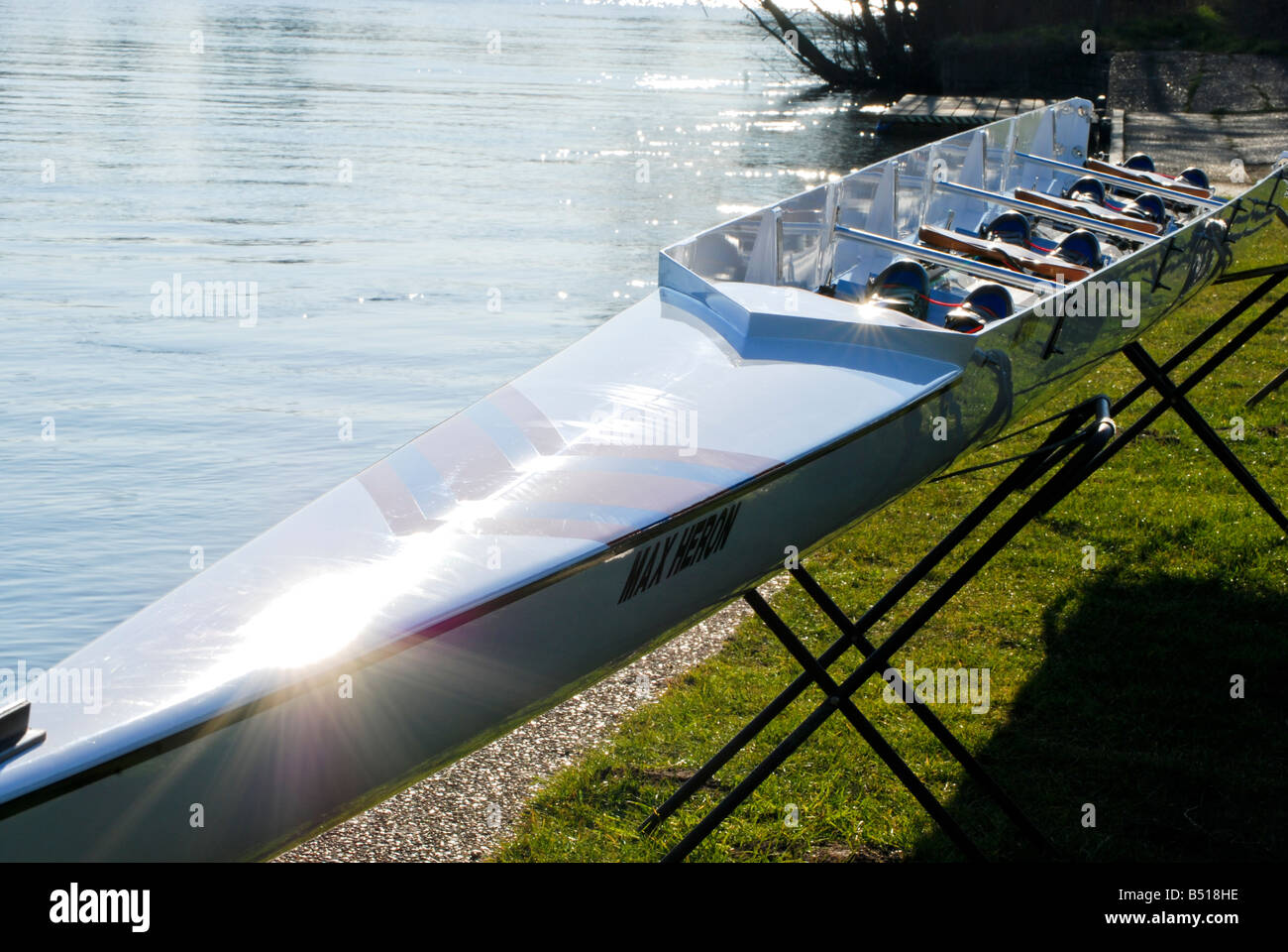 Eine acht Ruderboot zerlegt und bereit für den Transport ...
