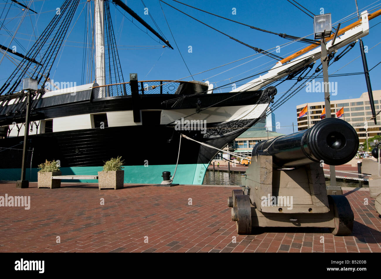 Uss constellation baltimore -Fotos und -Bildmaterial in hoher Auflösung ...